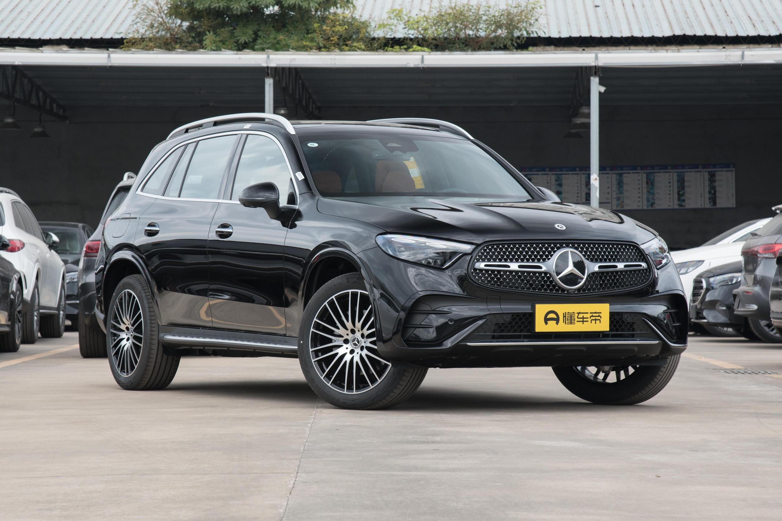 奔驰GLC 2023款 改款 GLC 300 L 4MATIC 豪华型 5座图片_奔驰_15/40张图片_汽车外观图库_懂车帝