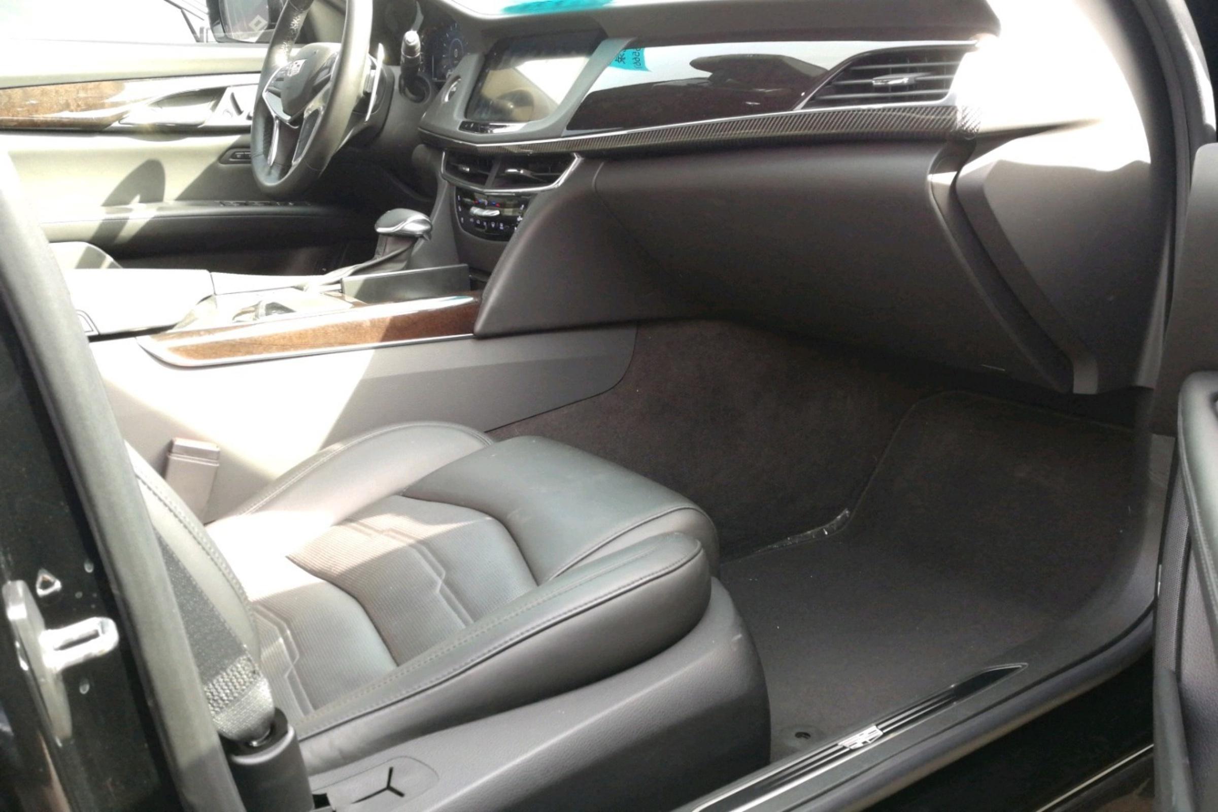 凯迪拉克CT6 2017款 40T 铂金版图片_凯迪拉克_2/62张图片_汽车内饰图库_懂车帝