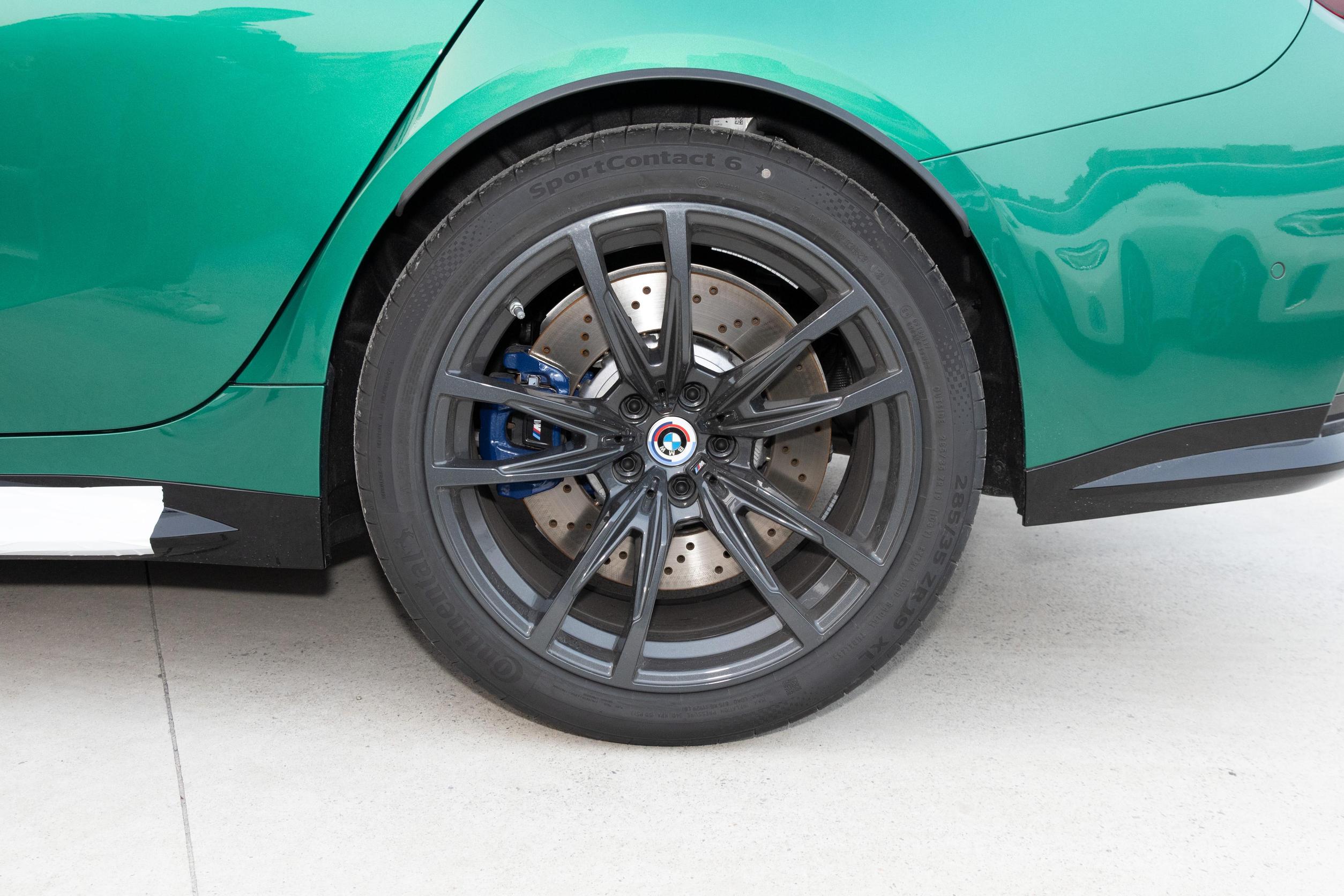 宝马M3 2023款 M3四门轿车 雷霆版图片_宝马_31/84张图片_汽车外观图库_懂车帝