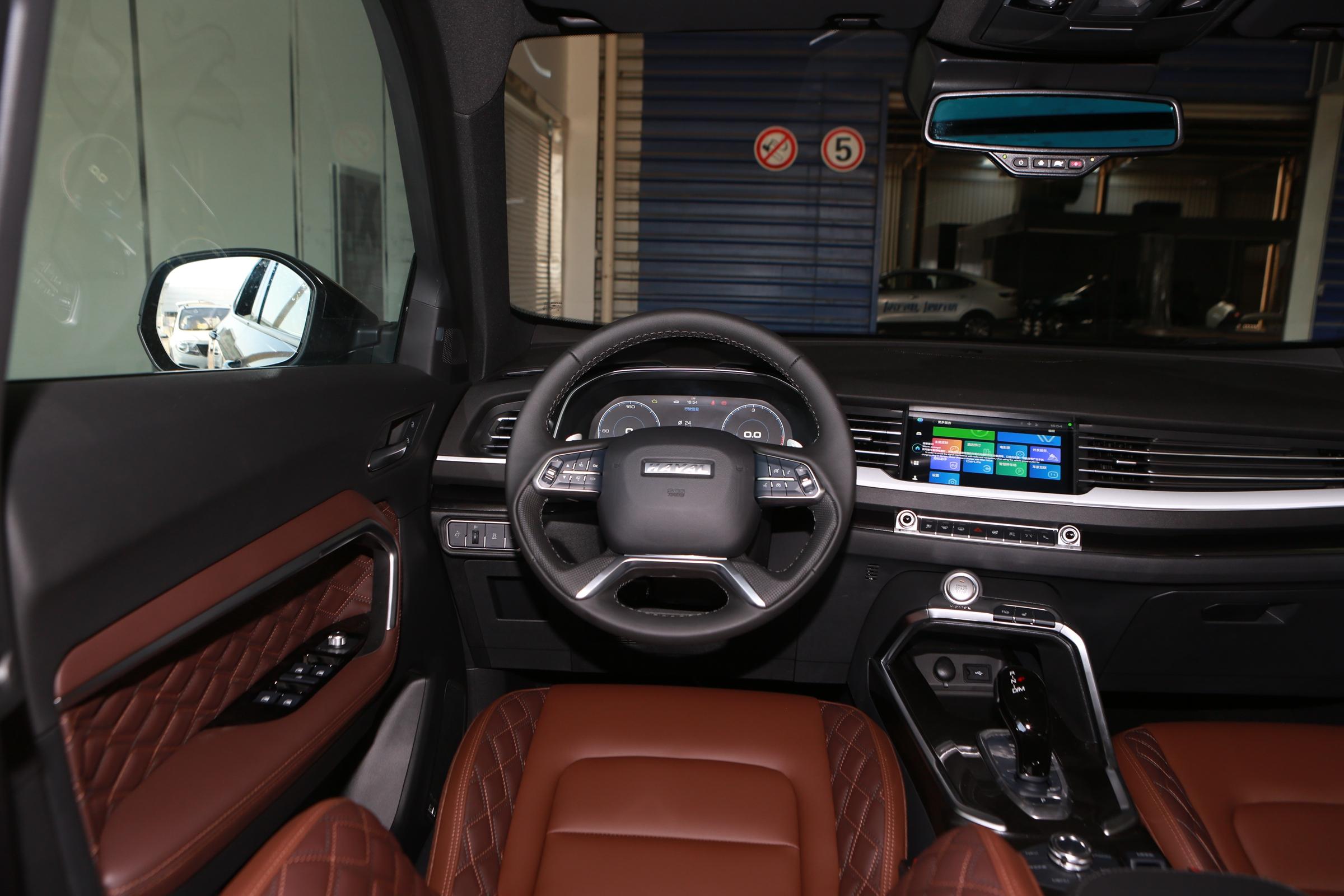 哈弗H6 2020款 1.5GDIT 自动铂金超豪版图片_哈弗_5/24张图片_汽车内饰图库_懂车帝