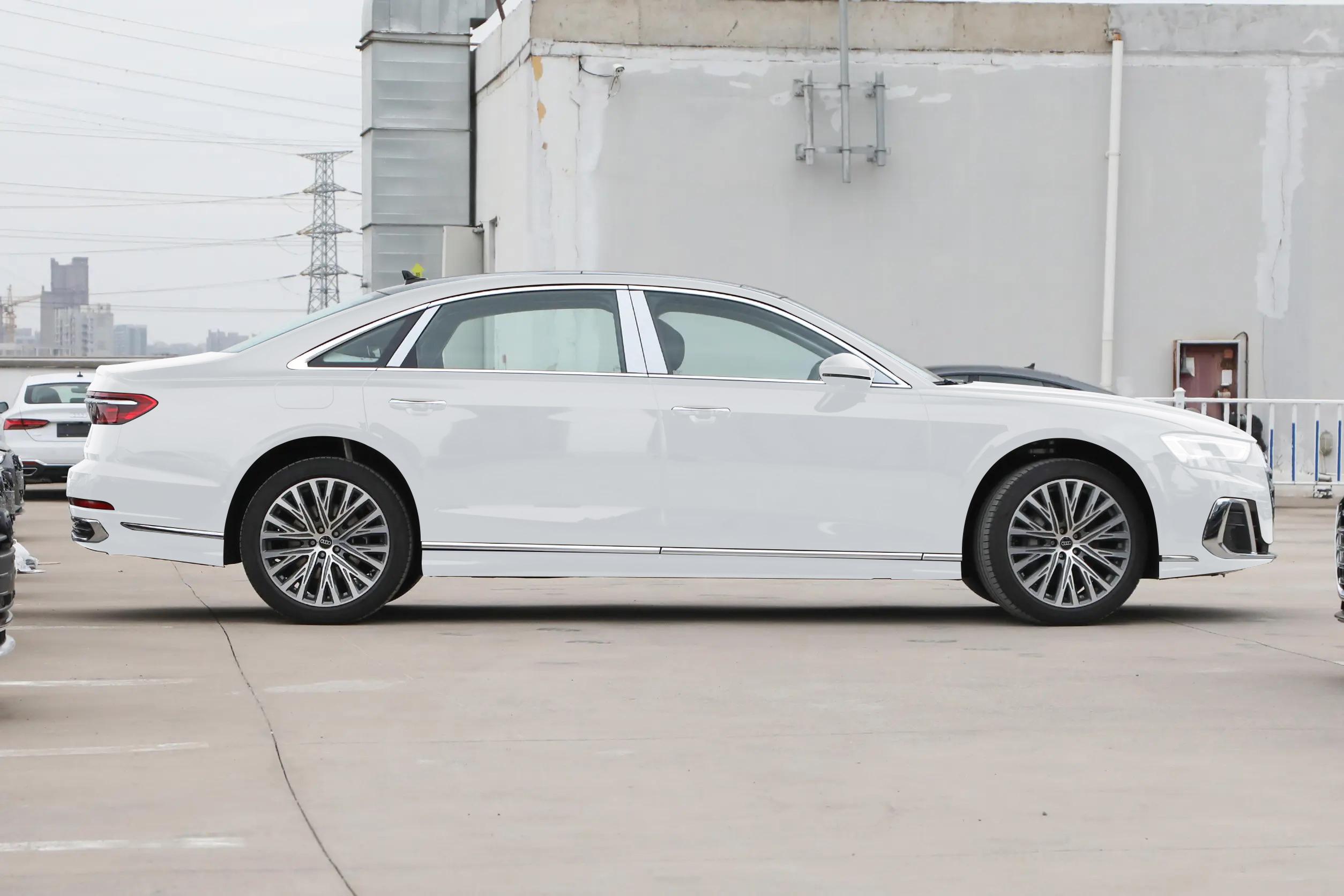 奥迪A8 2024款 A8L 50 TFSI quattro尊享型图片_奥迪_6/259张图片_汽车外观图库_懂车帝