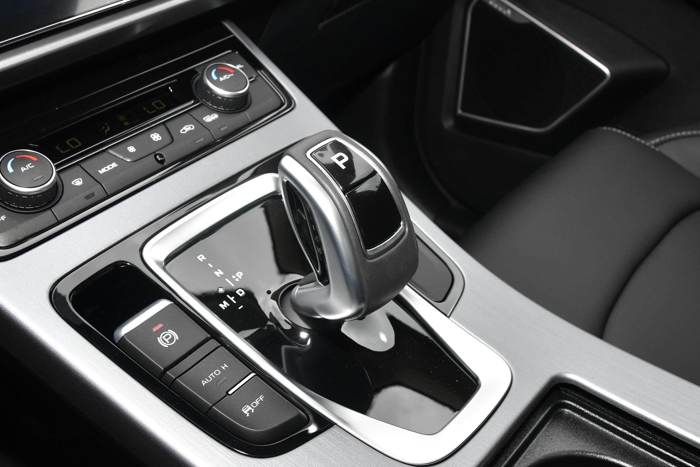 博越 2021款 1.8TD DCT两驱亚运舒适版图片_吉利汽车_9/23张图片_汽车内饰图库_懂车帝