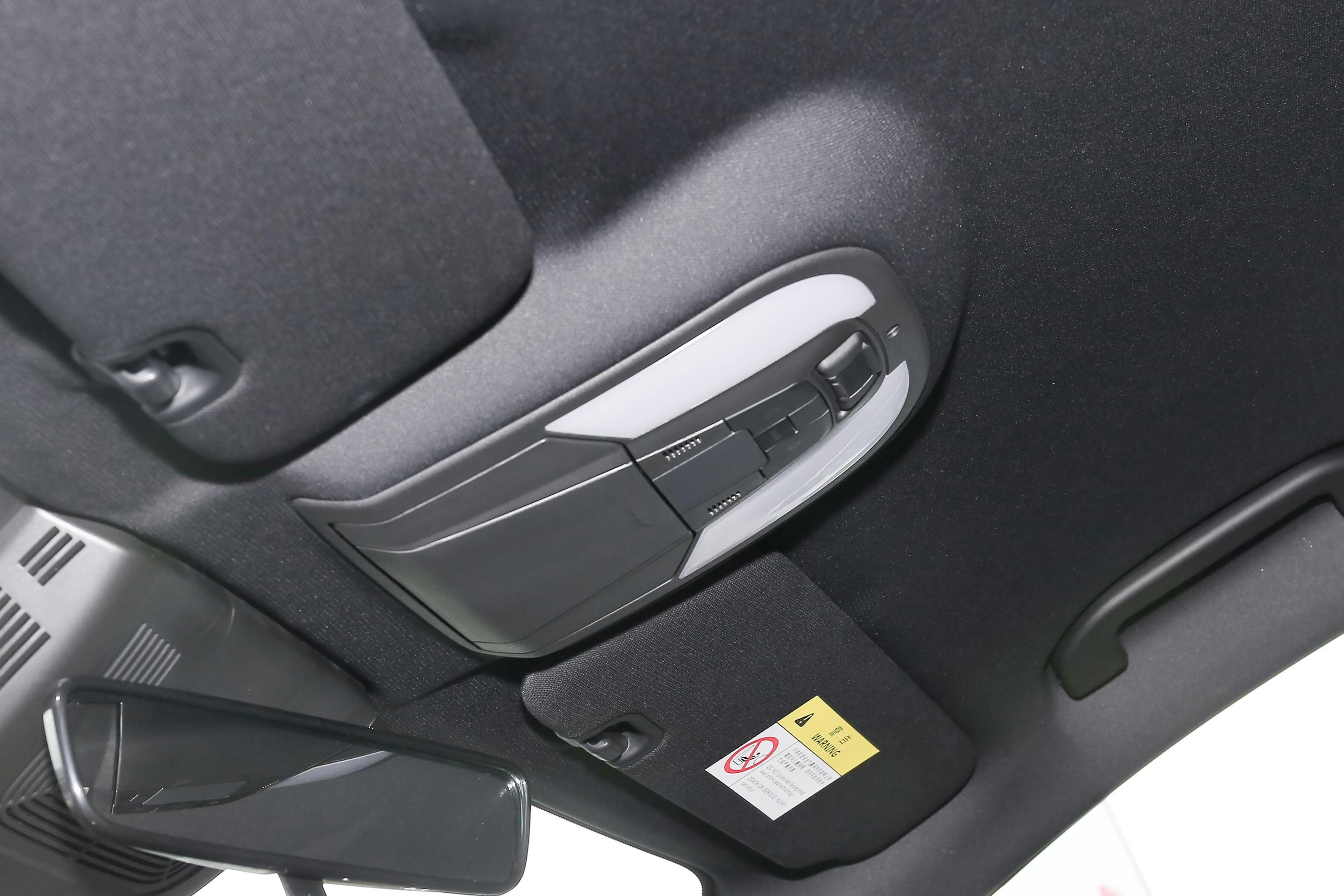 比亚迪e9 2022款 商务版图片_比亚迪_2/42张图片_汽车空间图库_懂车帝