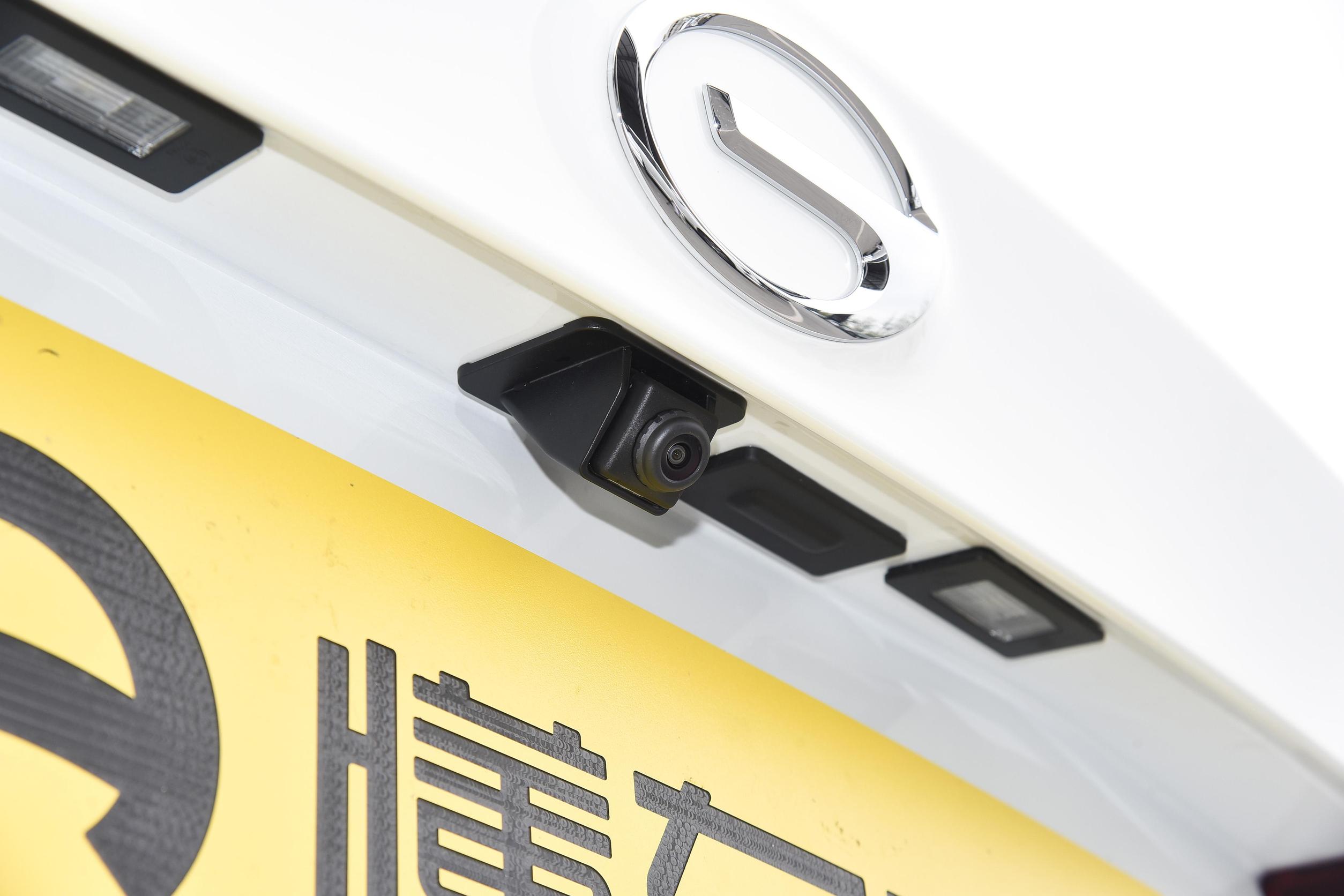 影豹 2023款 270T DCT影豹J15版图片_广汽传祺_3/53张图片_汽车外观图库_懂车帝