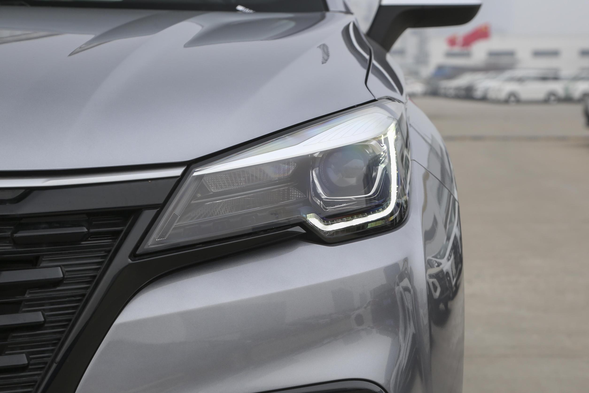 长安CS85 COUPE 2023款 1.5T DCT精英型图片_长安_1/55张图片_汽车外观图库_懂车帝