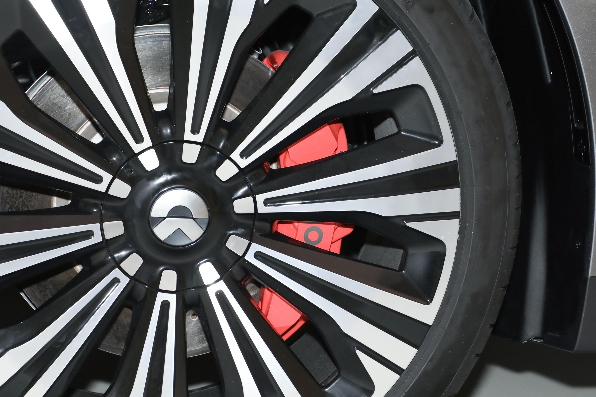 蔚来ET9 2024款 基本型图片_蔚来_38/81张图片_汽车外观图库_懂车帝