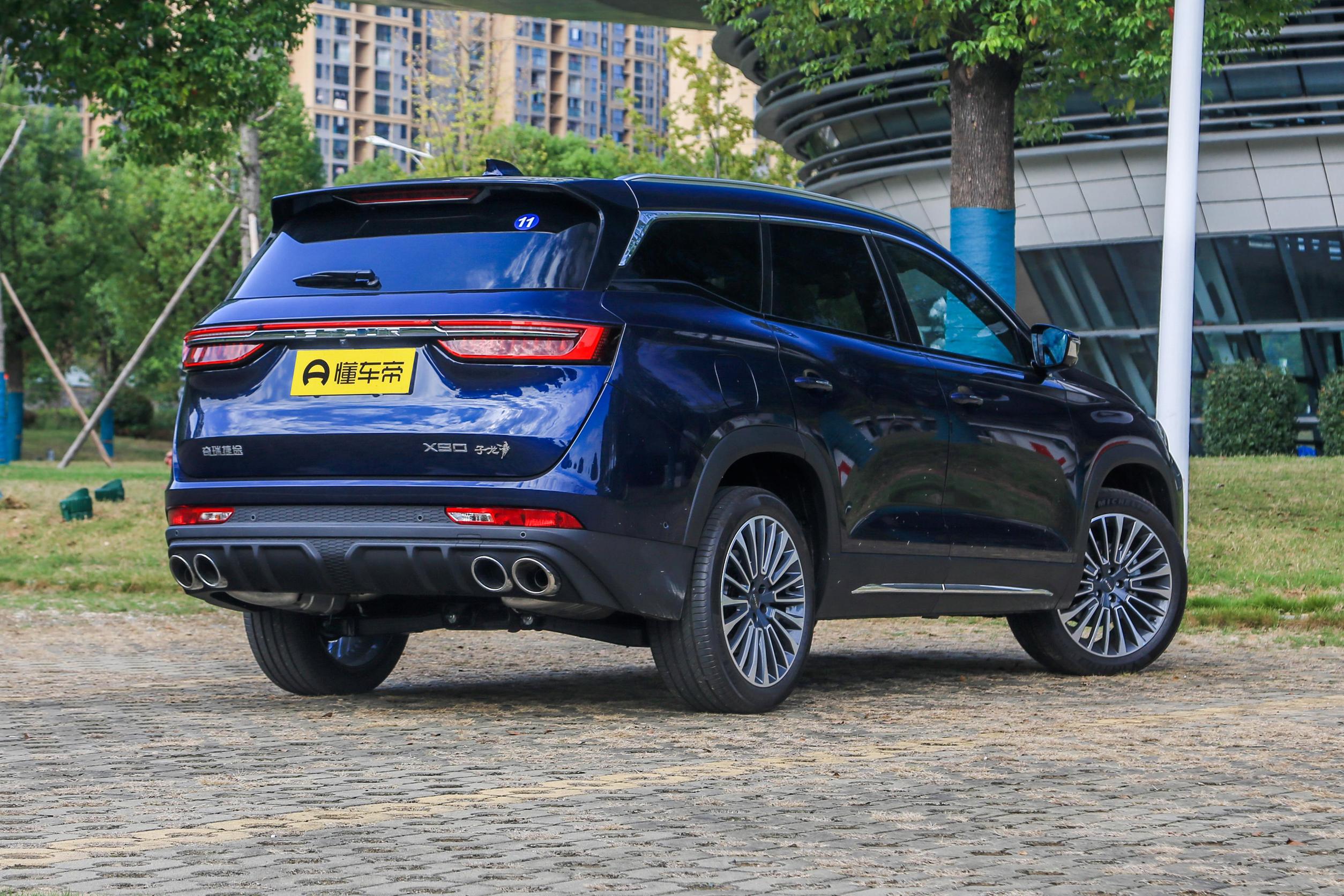 捷途X90 2023款 子龙 2.0T DCT武神版 5座图片_捷途_4/36张图片_汽车外观图库_懂车帝