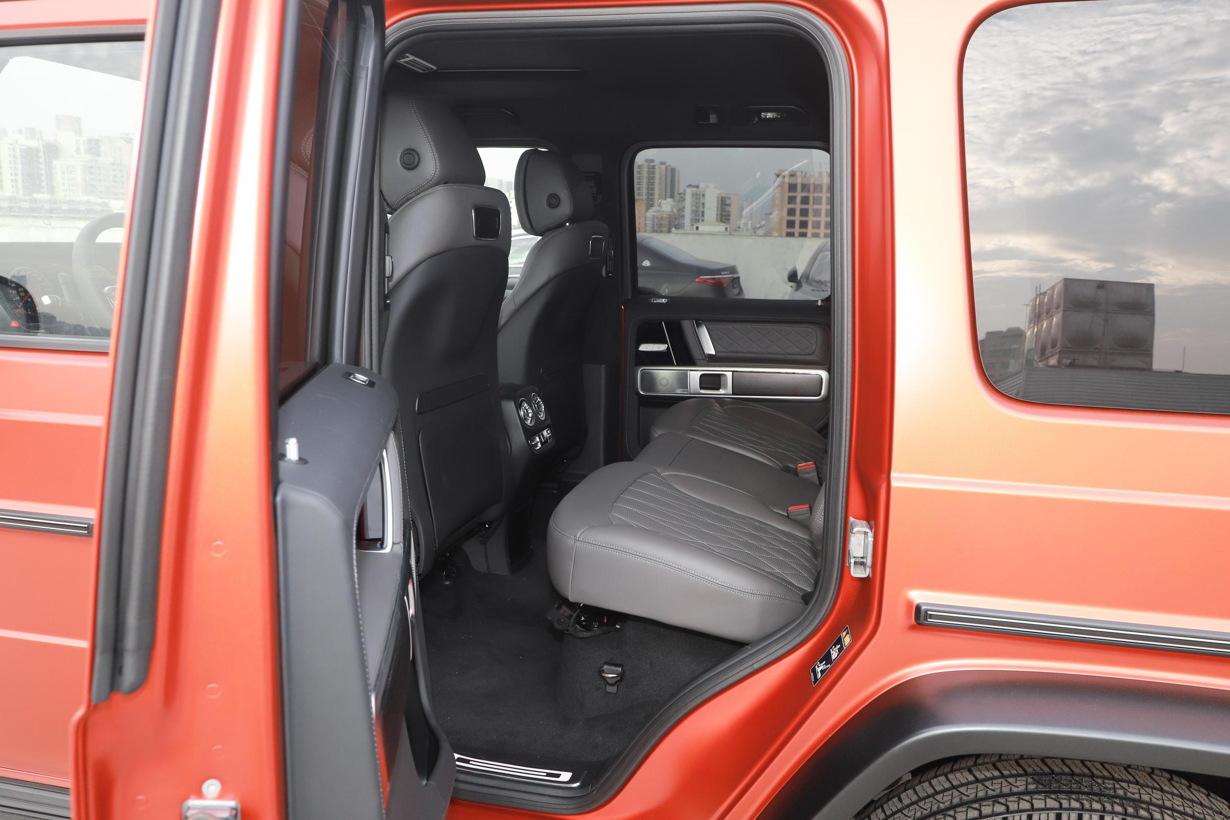 奔驰G级 2022款 G500 MANUFAKTUR匠心高定版图片_奔驰_21/51张图片_汽车空间图库_懂车帝