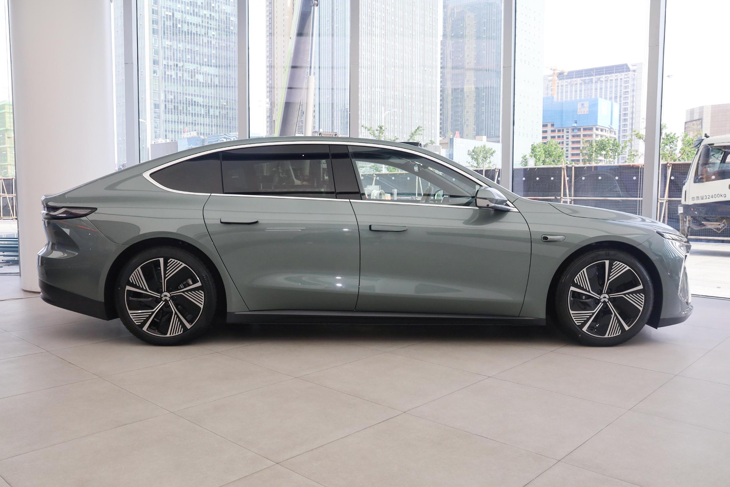 蔚来ET7 2023款 75kWh图片_蔚来_1/81张图片_汽车外观图库_懂车帝