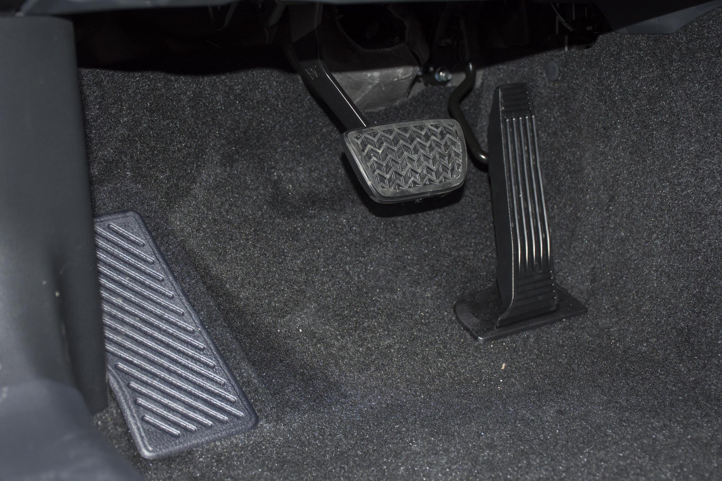 凯美瑞 2023款 2.5Q 旗舰版图片_丰田_4/46张图片_汽车空间图库_懂车帝