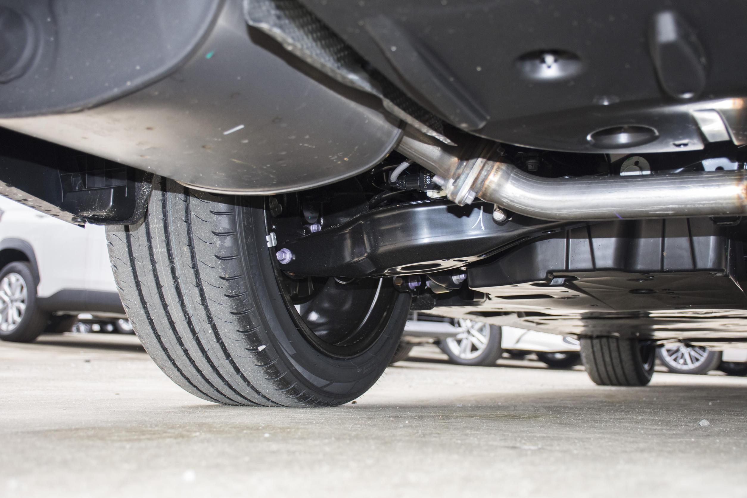 凯美瑞 2023款 2.5Q 旗舰版图片_丰田_2/60张图片_汽车外观图库_懂车帝