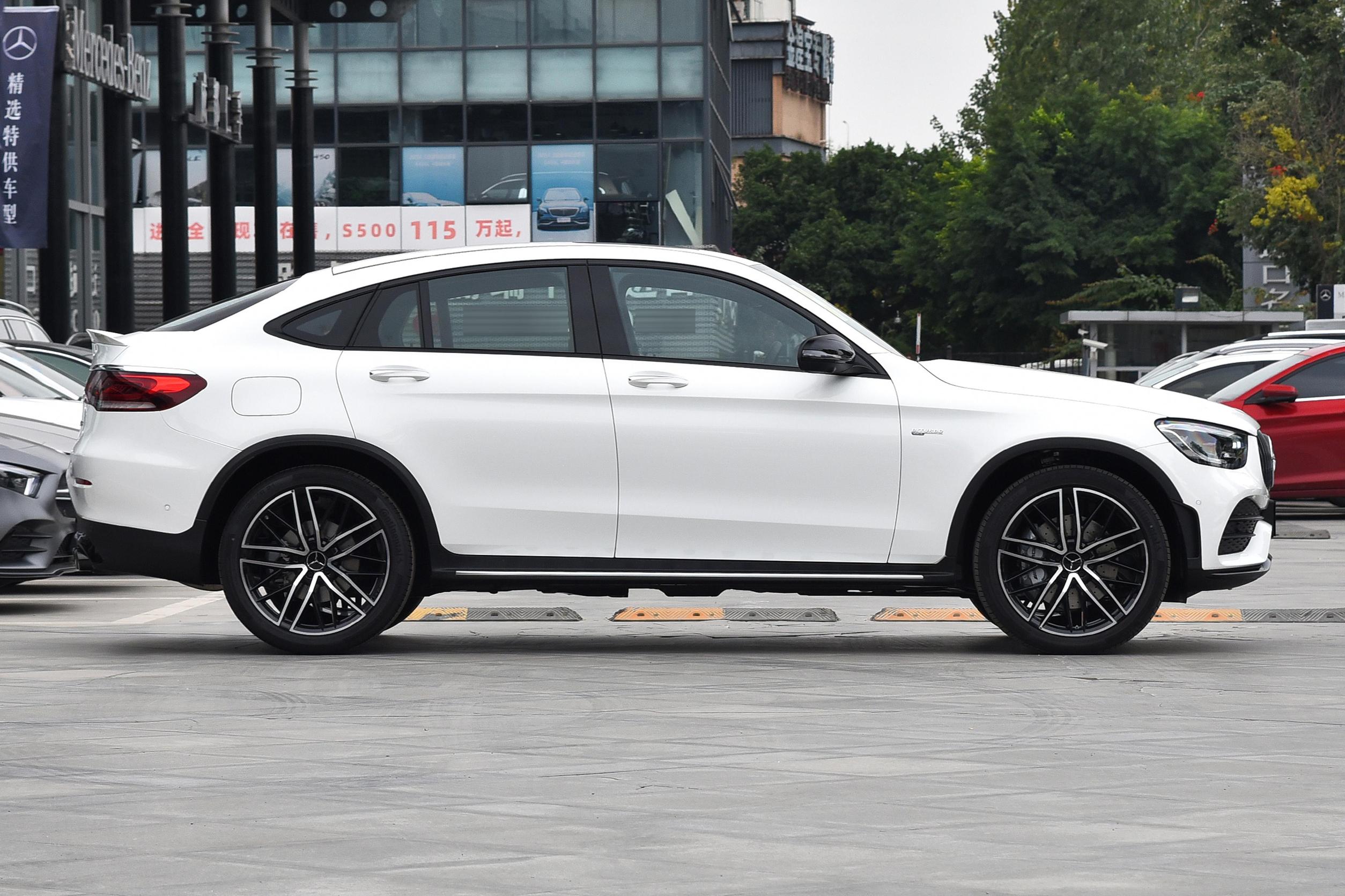 奔驰GLC轿跑 AMG 2023款 AMG GLC 43 4MATIC 轿跑SUV图片_奔驰_1/133张图片_汽车外观图库_懂车帝