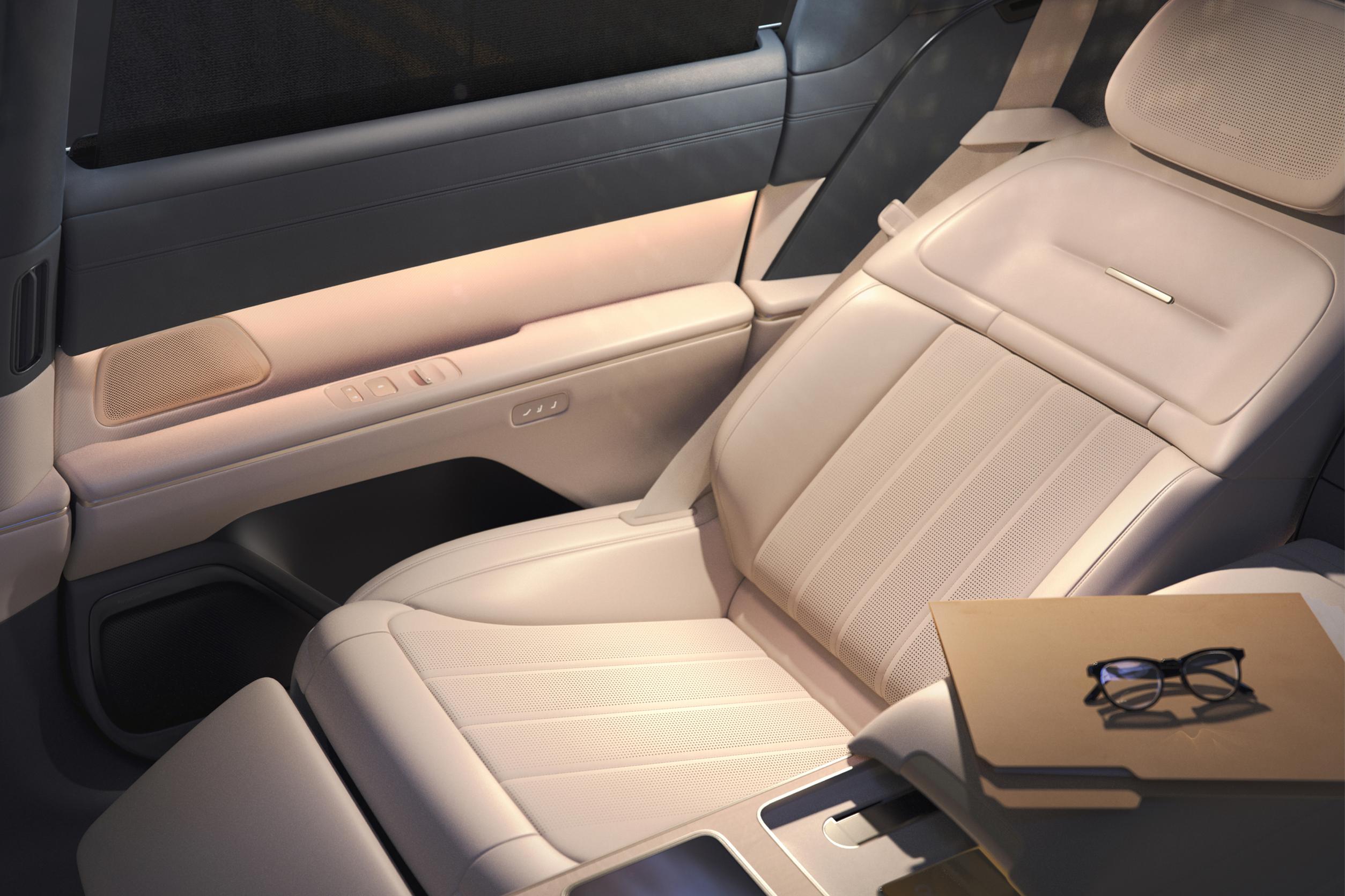 蔚来ET9 2024款 基本型图片_蔚来_17/38张图片_汽车官方图库_懂车帝