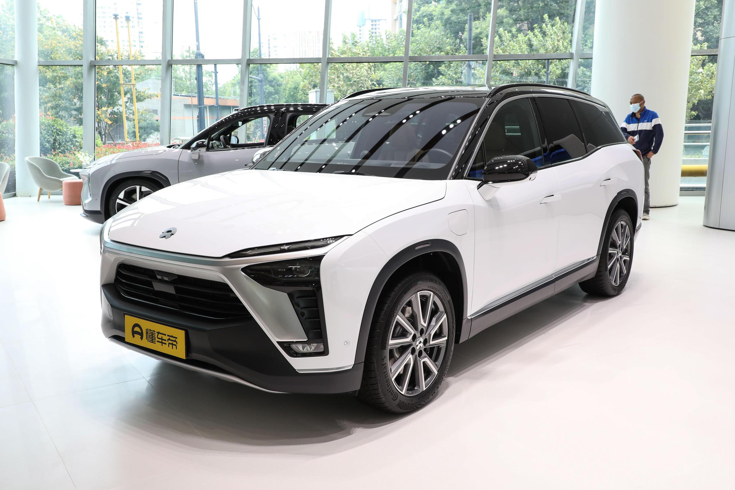 蔚来ES8 2022款 450KM 六座版图片_蔚来_1/63张图片_汽车外观图库_懂车帝