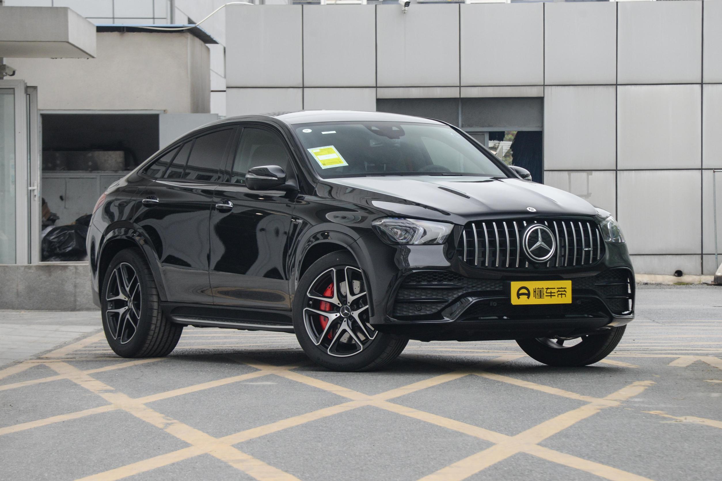 奔驰GLE轿跑 AMG 2023款 AMG GLE 53 4MATIC+ 轿跑SUV图片_奔驰_4/33张图片_汽车外观图库_懂车帝