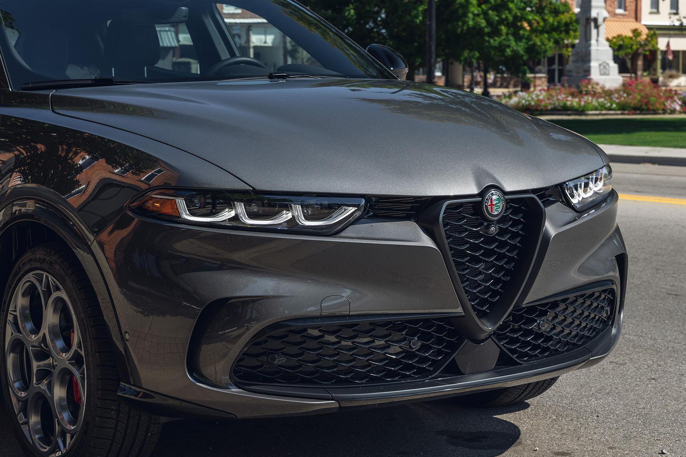 Tonale托纳利 PHEV 2024款 Veloce eAWD 北美版图片_阿尔法·罗密欧_11/39张图片_汽车官方图库_懂车帝