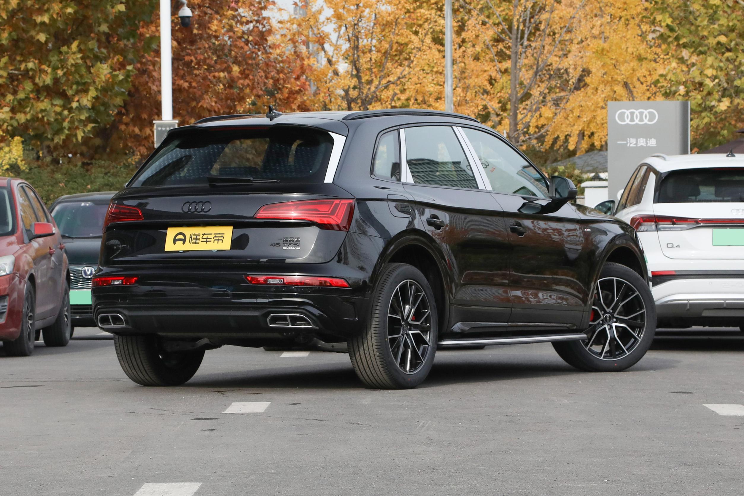 奥迪Q5L 2024款 45TFSI 臻选动感型图片_奥迪_11/137张图片_汽车外观图库_懂车帝