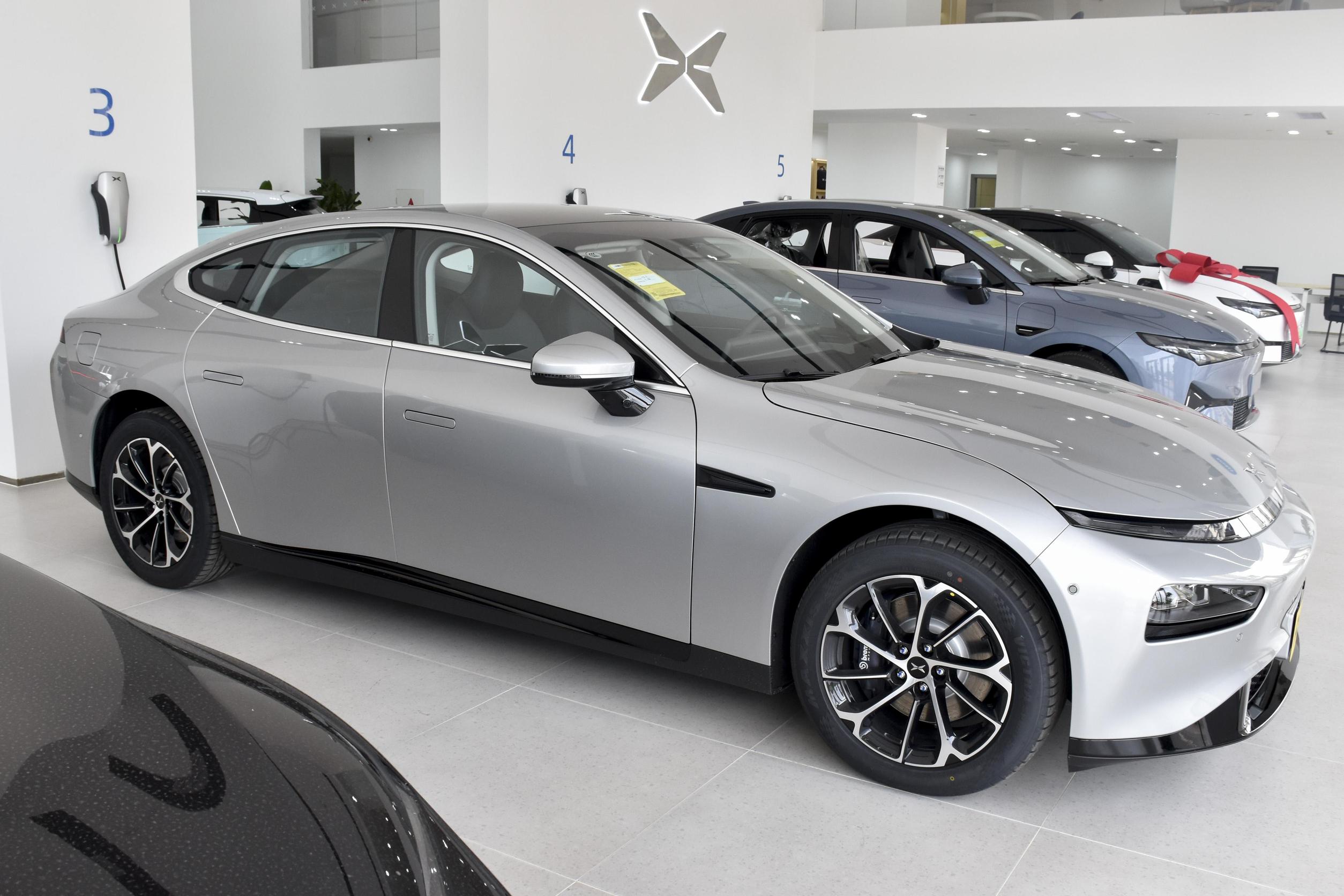 小鹏P7 2022款 625E图片_小鹏汽车_7/116张图片_汽车外观图库_懂车帝