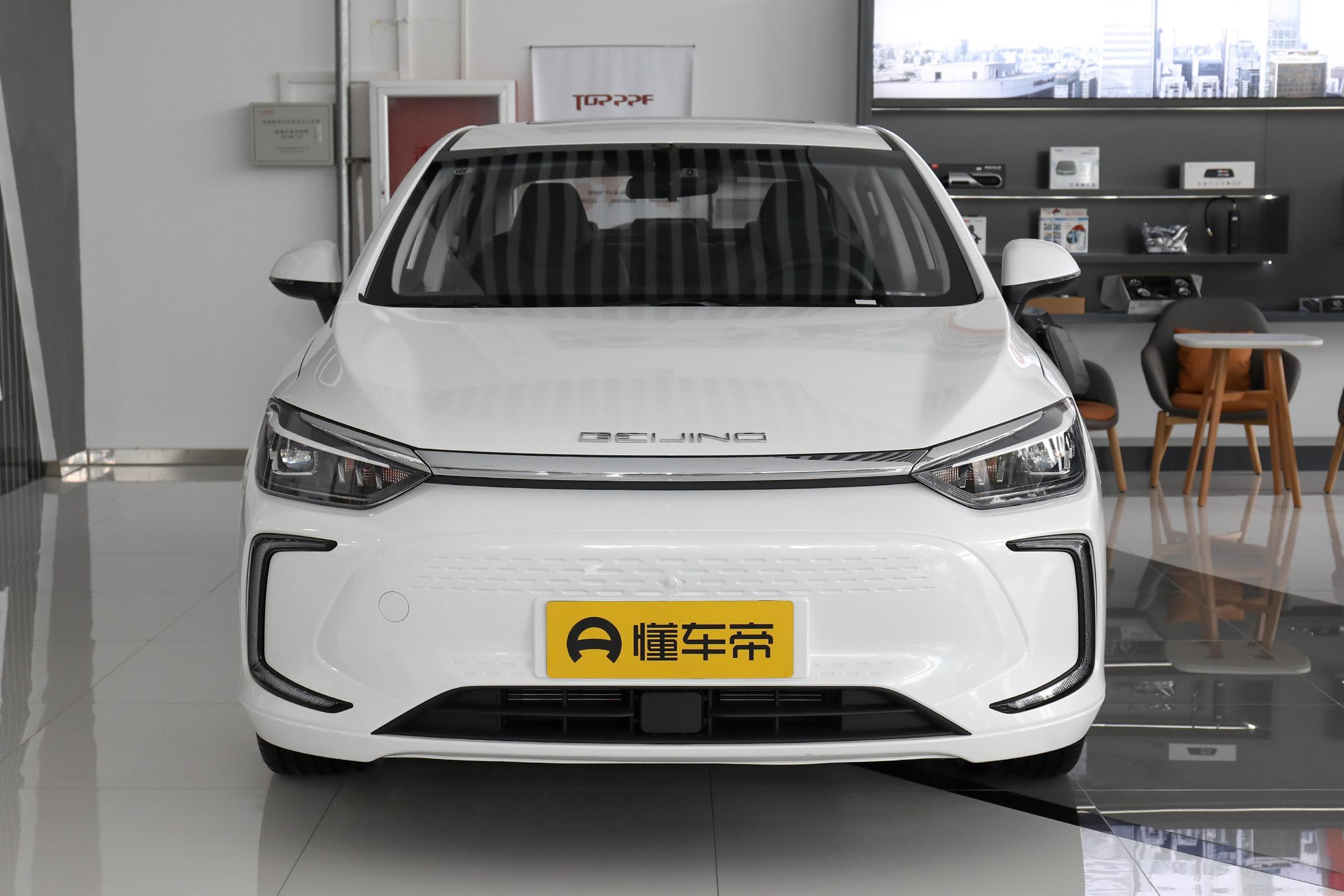 北京EU5 PLUS 2021款 R500 优享版图片_北京汽车_2/91张图片_汽车外观图库_懂车帝