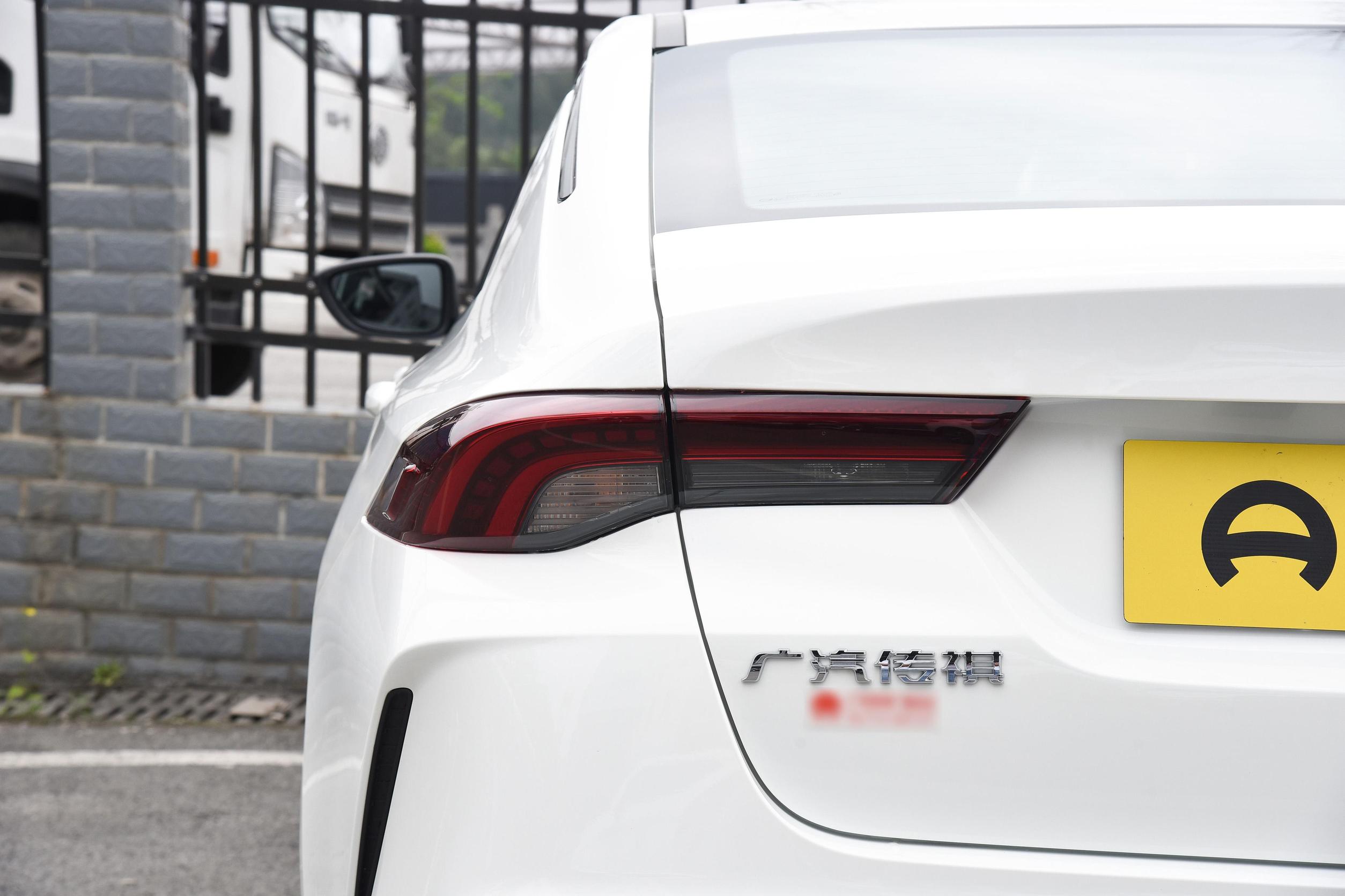 影豹 2023款 270T DCT J15版图片_广汽传祺_1/53张图片_汽车外观图库_懂车帝