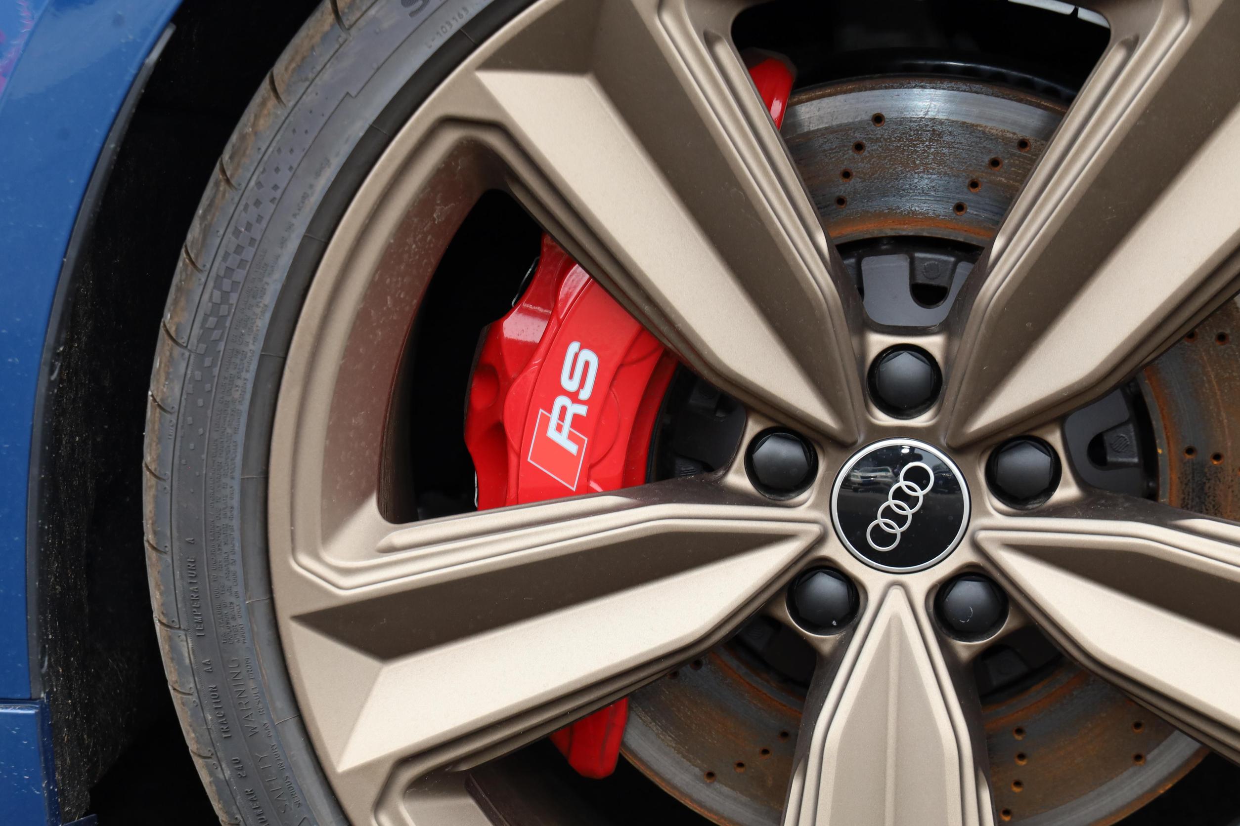 奥迪RS 5 2023款 2.9T Sportback 暗金版图片_奥迪_51/59张图片_汽车外观图库_懂车帝