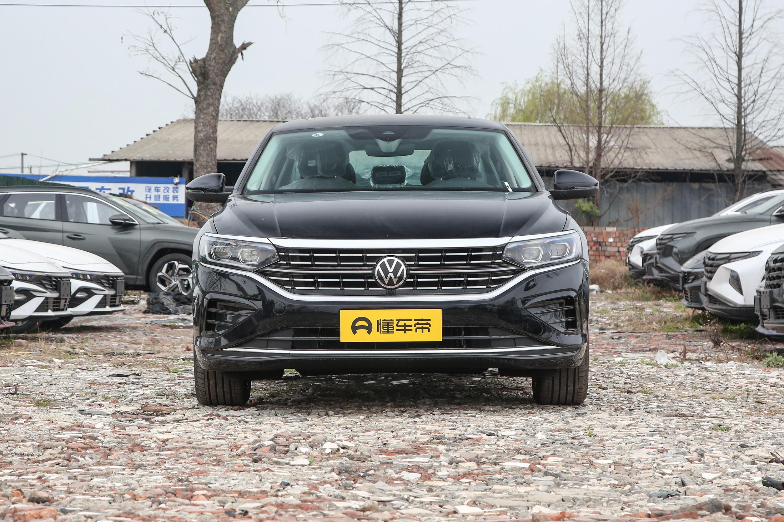 帕萨特 2024款 出众款 380TSI 龙耀版图片_大众_1/55张图片_汽车外观图库_懂车帝