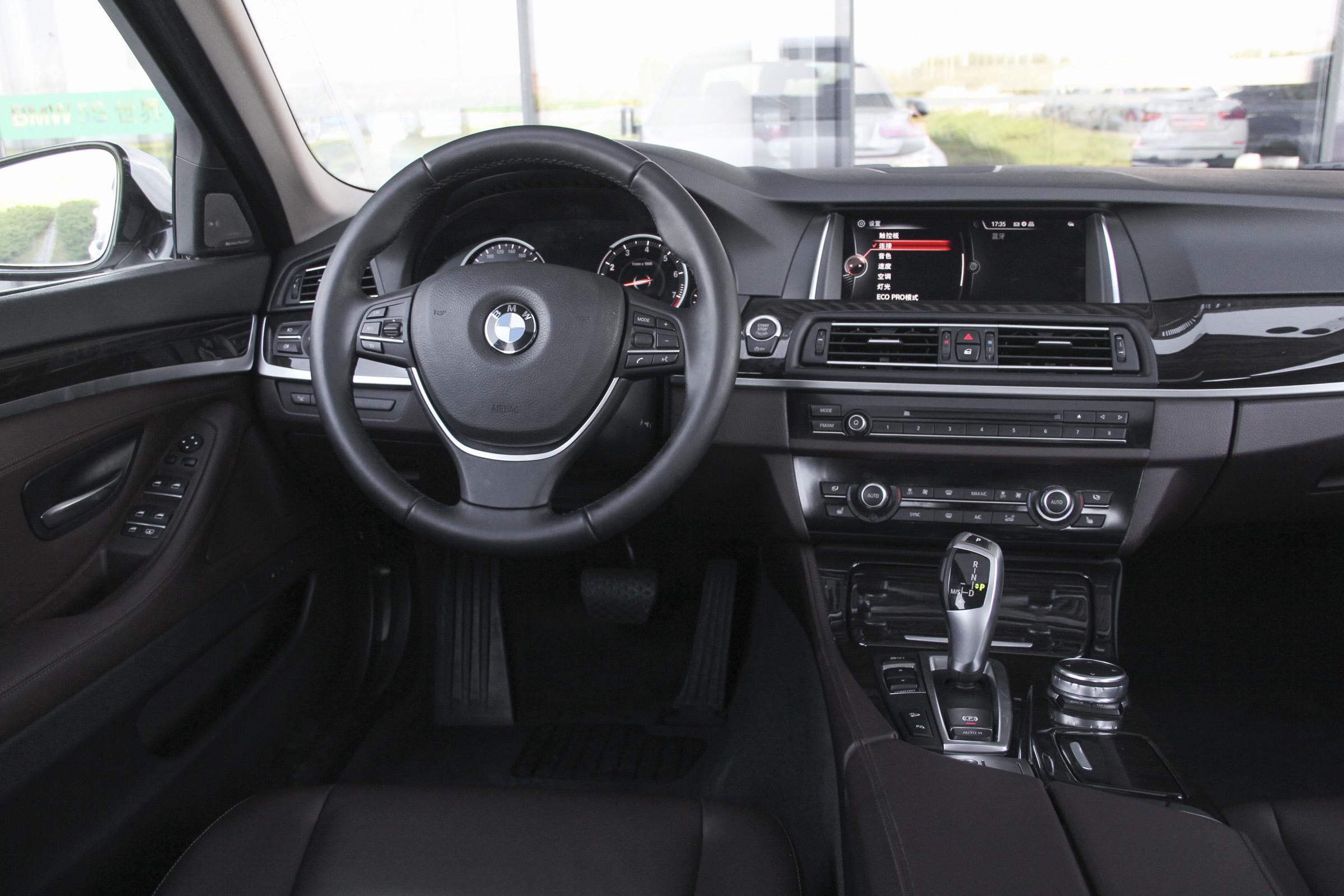 宝马5系 2017款 528Li xDrive豪华设计套装图片_宝马_1/28张图片_汽车内饰图库_懂车帝