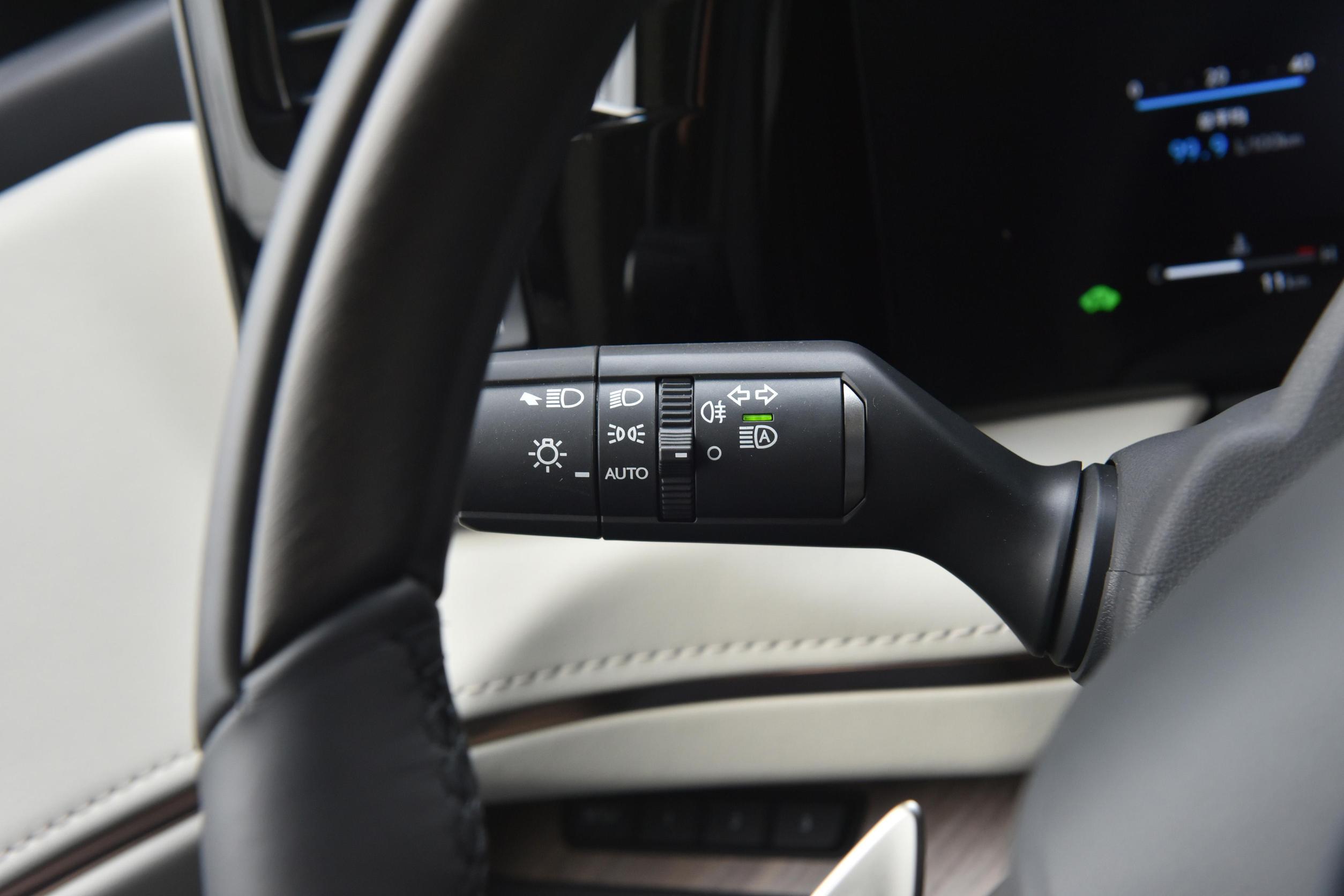 雷克萨斯LM 2023款 500h DIRECT4 四座御世版图片_雷克萨斯_21/79张图片_汽车内饰图库_懂车帝