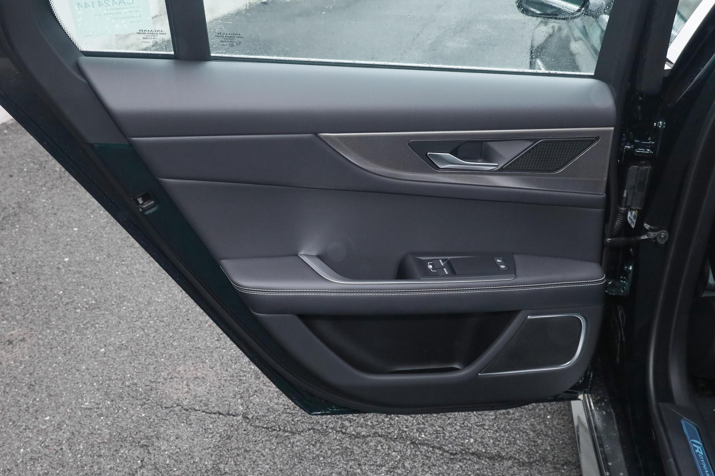 捷豹XEL 2023款 2.0T 200PS R-DYNAMIC 青春运动版图片_捷豹_3/45张图片_汽车空间图库_懂车帝