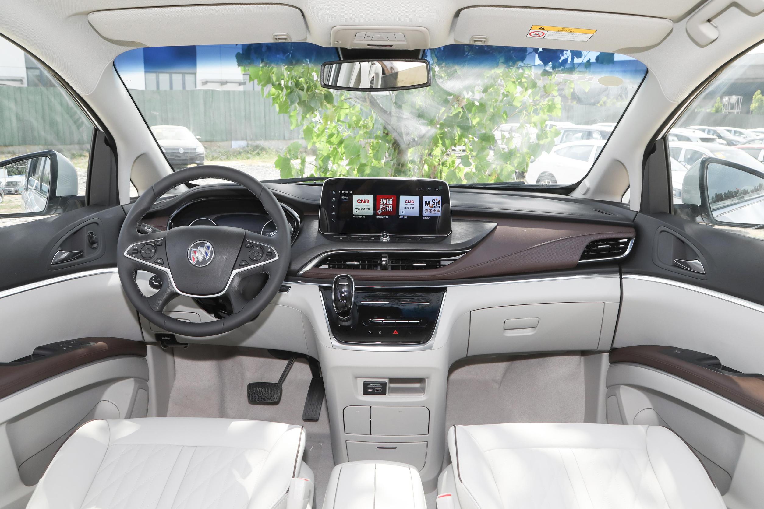 别克GL8 2022款 改款 陆上公务舱 652T 豪华型图片_别克_3/41张图片_汽车内饰图库_懂车帝