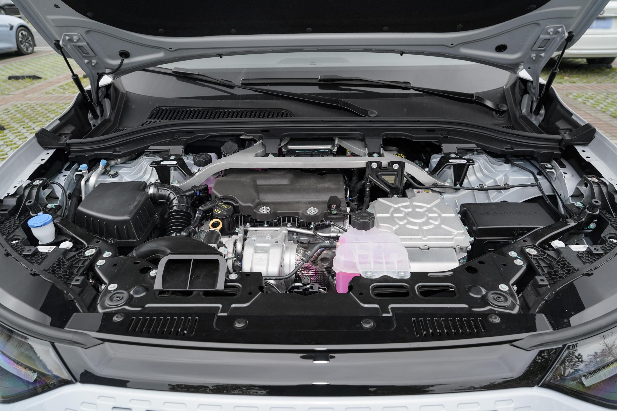 零跑C11 2023款 增程式 285智享版图片_零跑汽车_1/129张图片_汽车外观图库_懂车帝