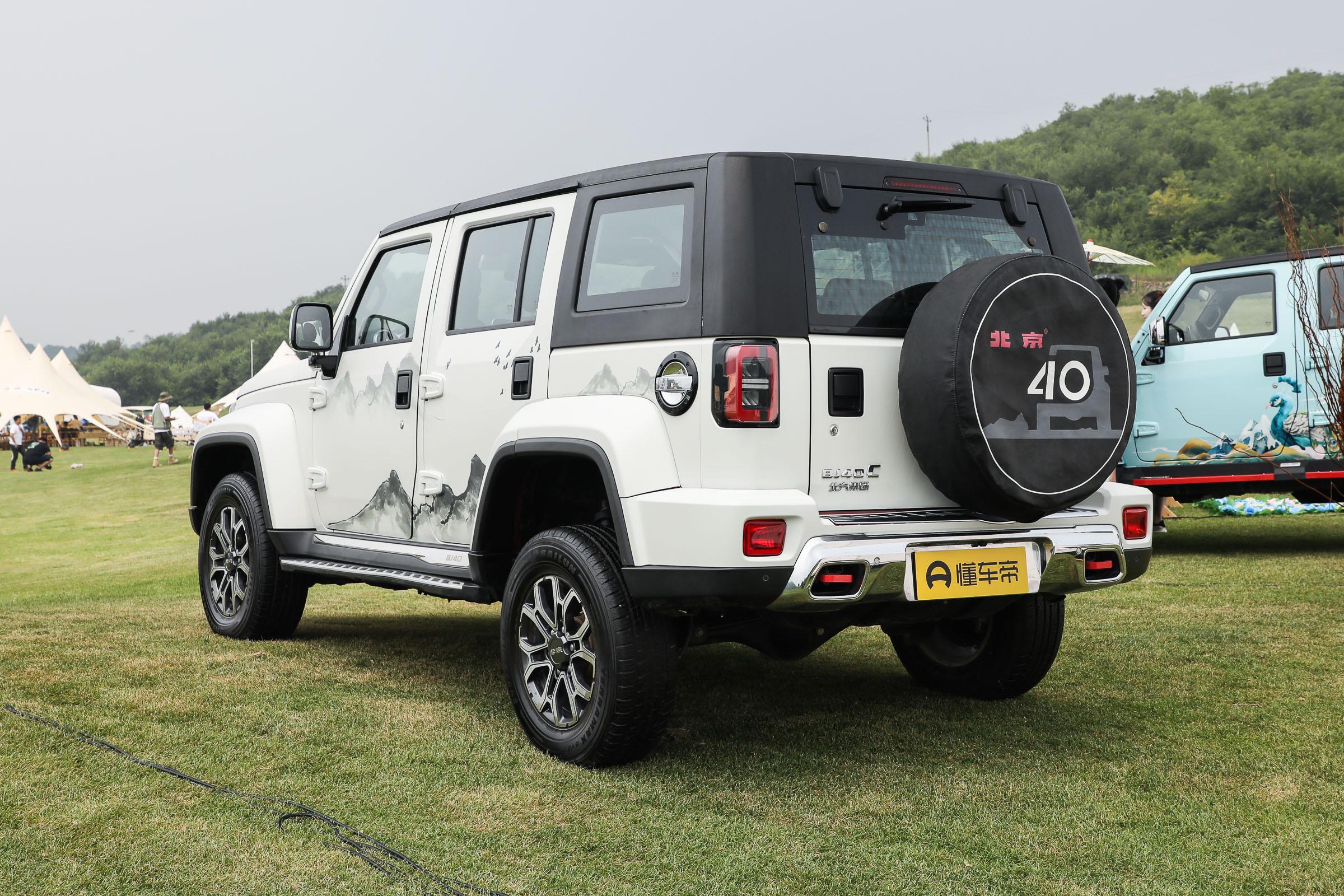 北京BJ40壁纸_北京BJ40_北京BJ40外观图片_22/4668张图片_北京BJ40浅墨映画（车衣）/整车外观图片_懂车帝