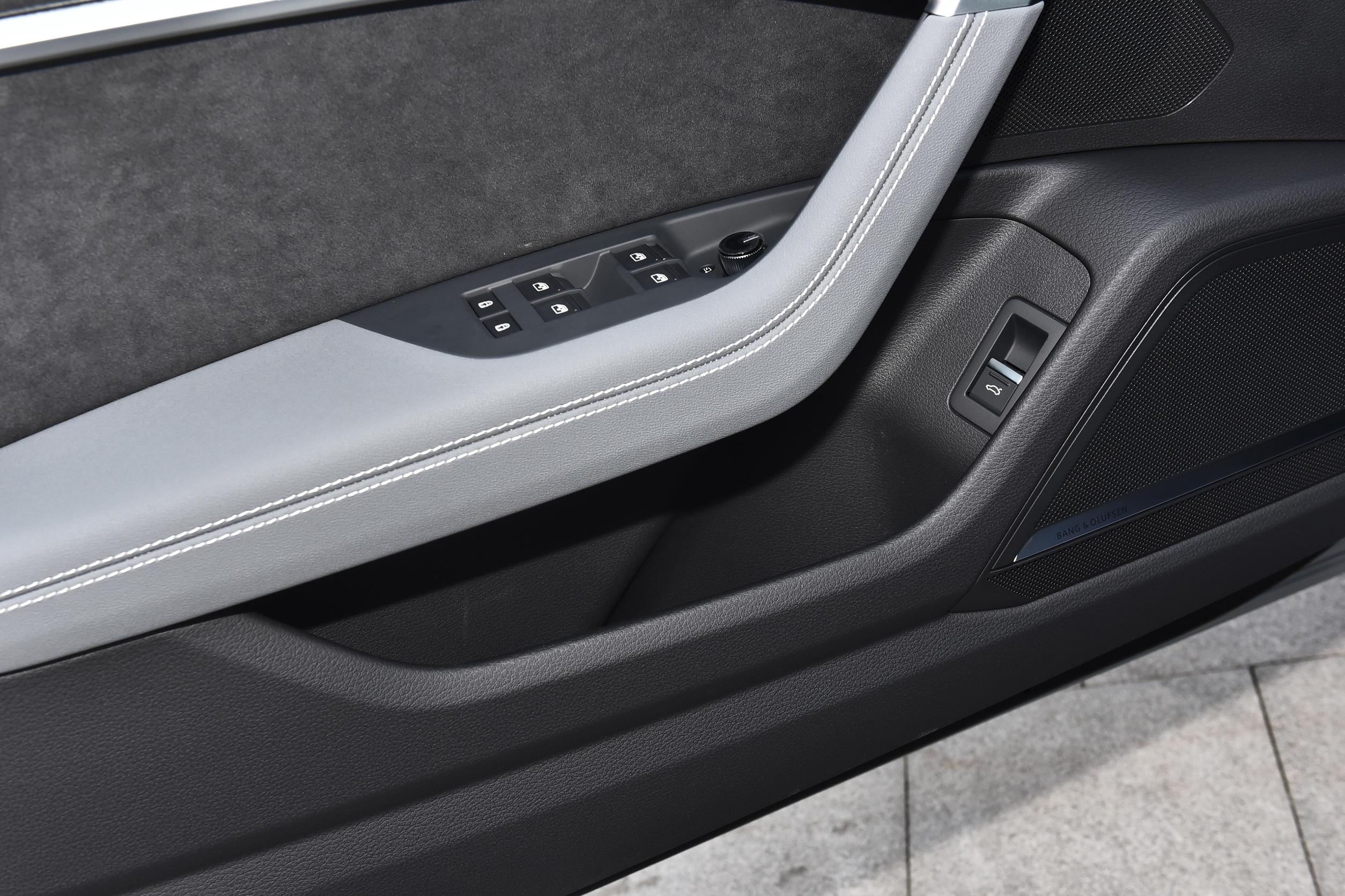 奥迪A7L 2024款 45 TFSI quattro RS套件竞速版图片_奥迪_37/67张图片_汽车空间图库_懂车帝