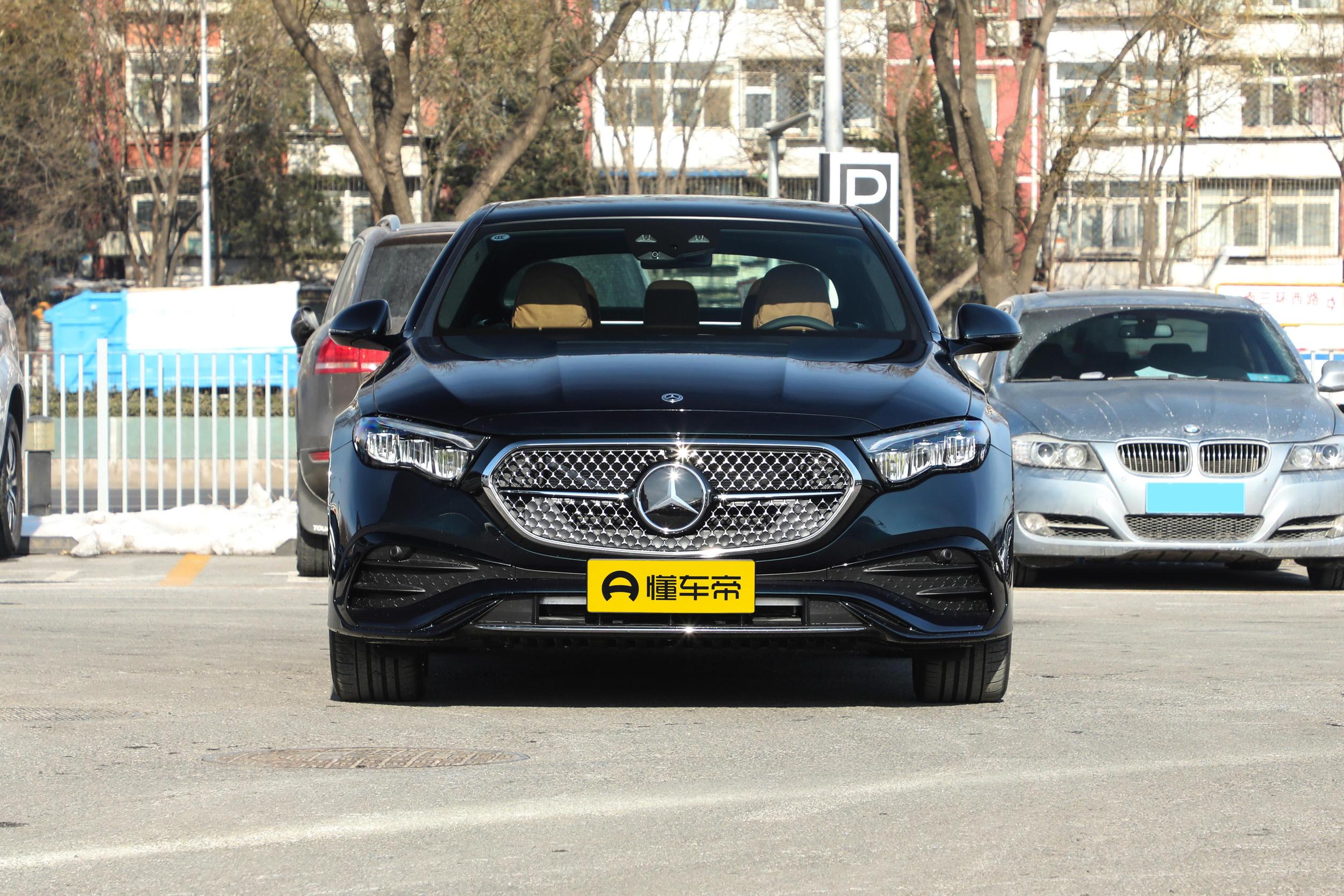 奔驰E级 2024款 E 260 L 运动轿车图片_奔驰_1/80张图片_汽车外观图库_懂车帝