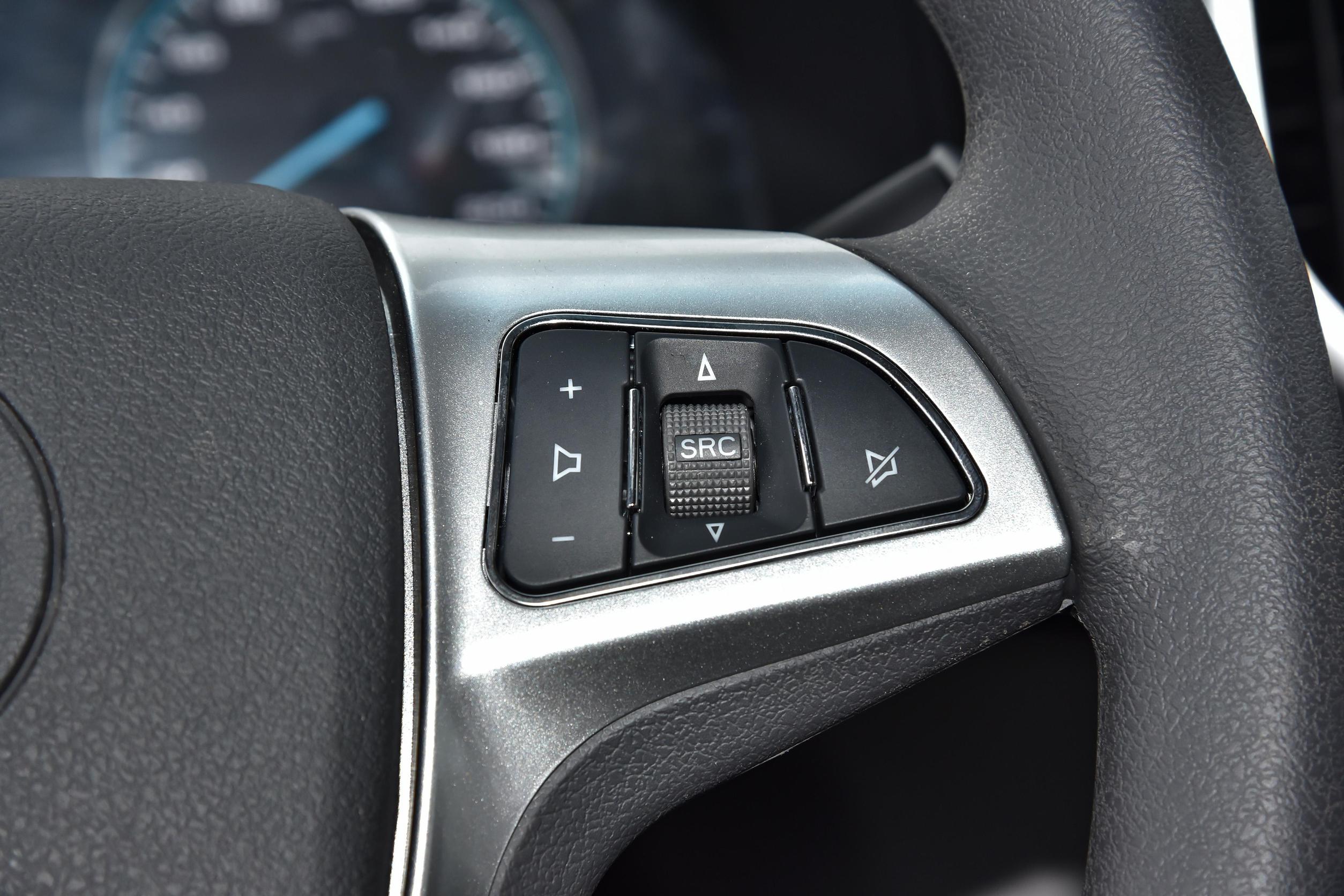 星锐 2023款 2.0T 5系快运版6/7座HFC4DB3-2E4图片_江汽集团_4/44张图片_汽车内饰图库_懂车帝