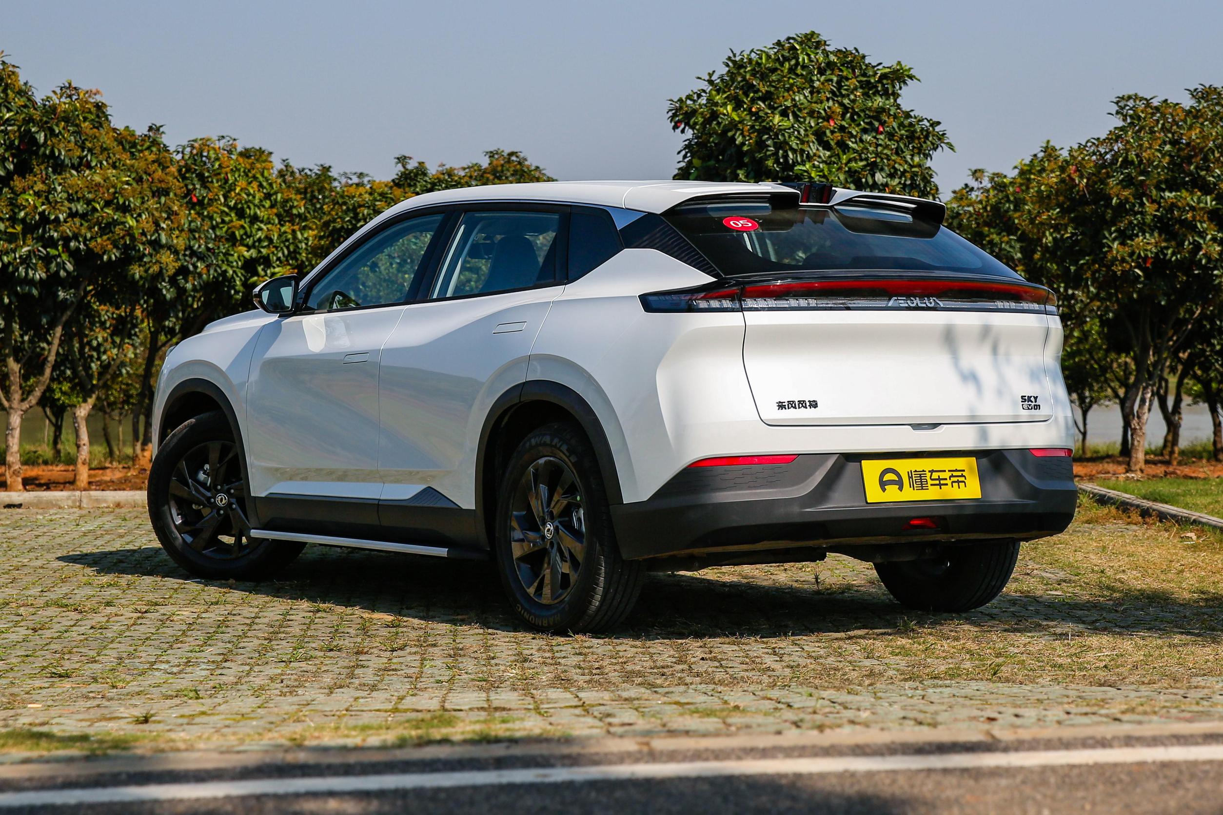 SKY EV01 2023款 445km PRO图片_东风风神_12/90张图片_汽车外观图库_懂车帝