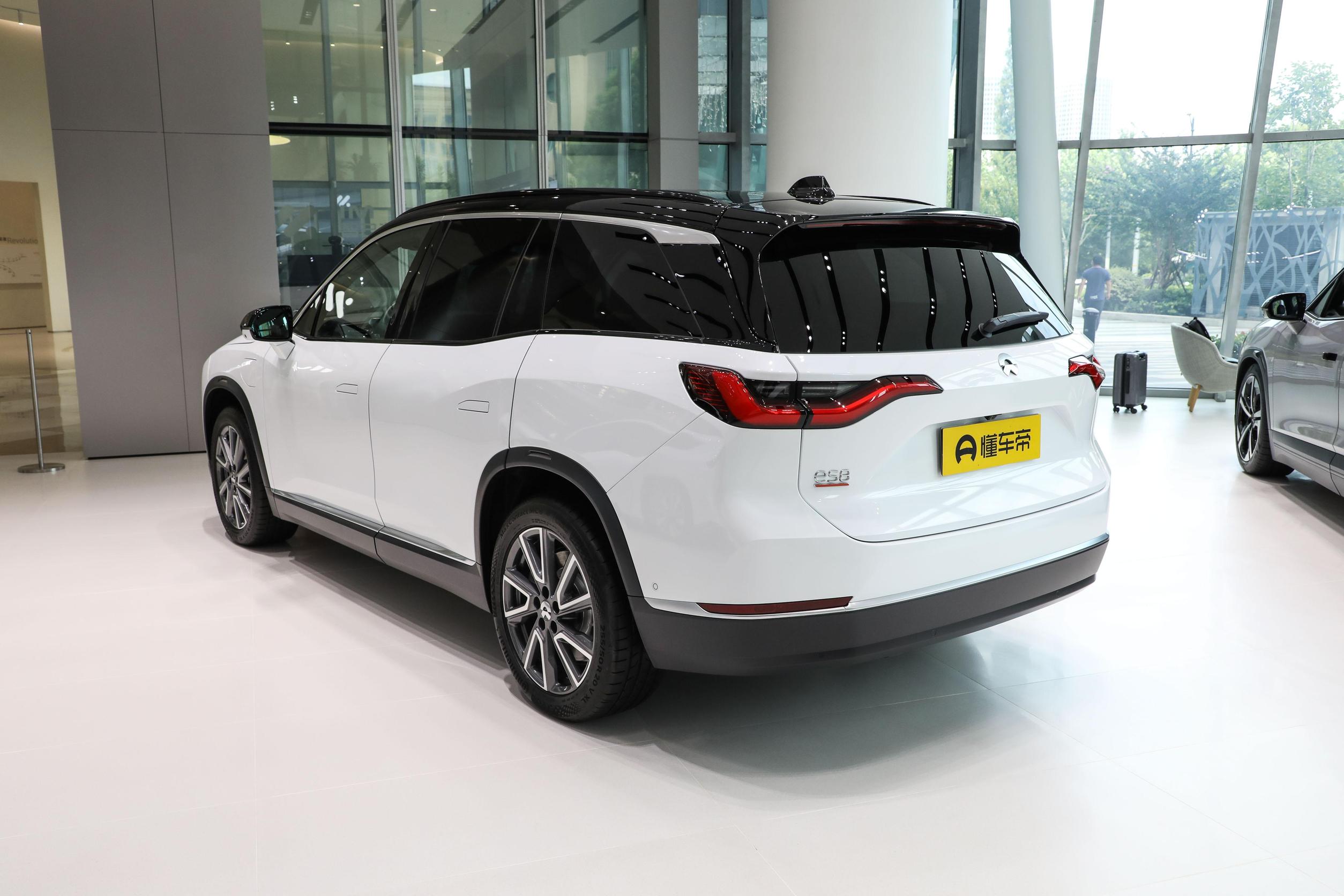 蔚来ES8 2022款 450KM 六座版图片_蔚来_1/63张图片_汽车外观图库_懂车帝