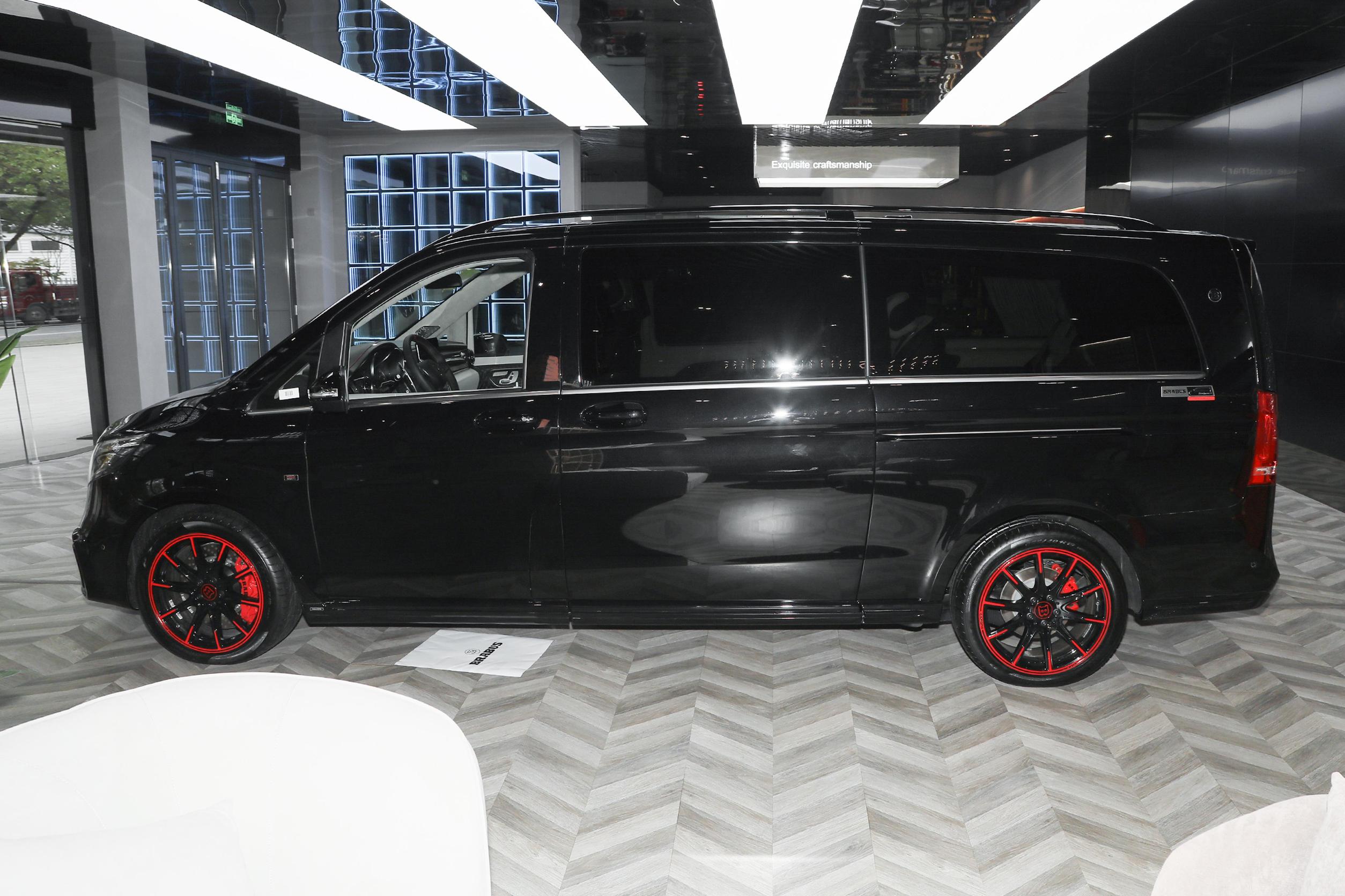 博速 V级 2023款 V 260L B25 运动版图片_博速_4/51张图片_汽车外观图库_懂车帝