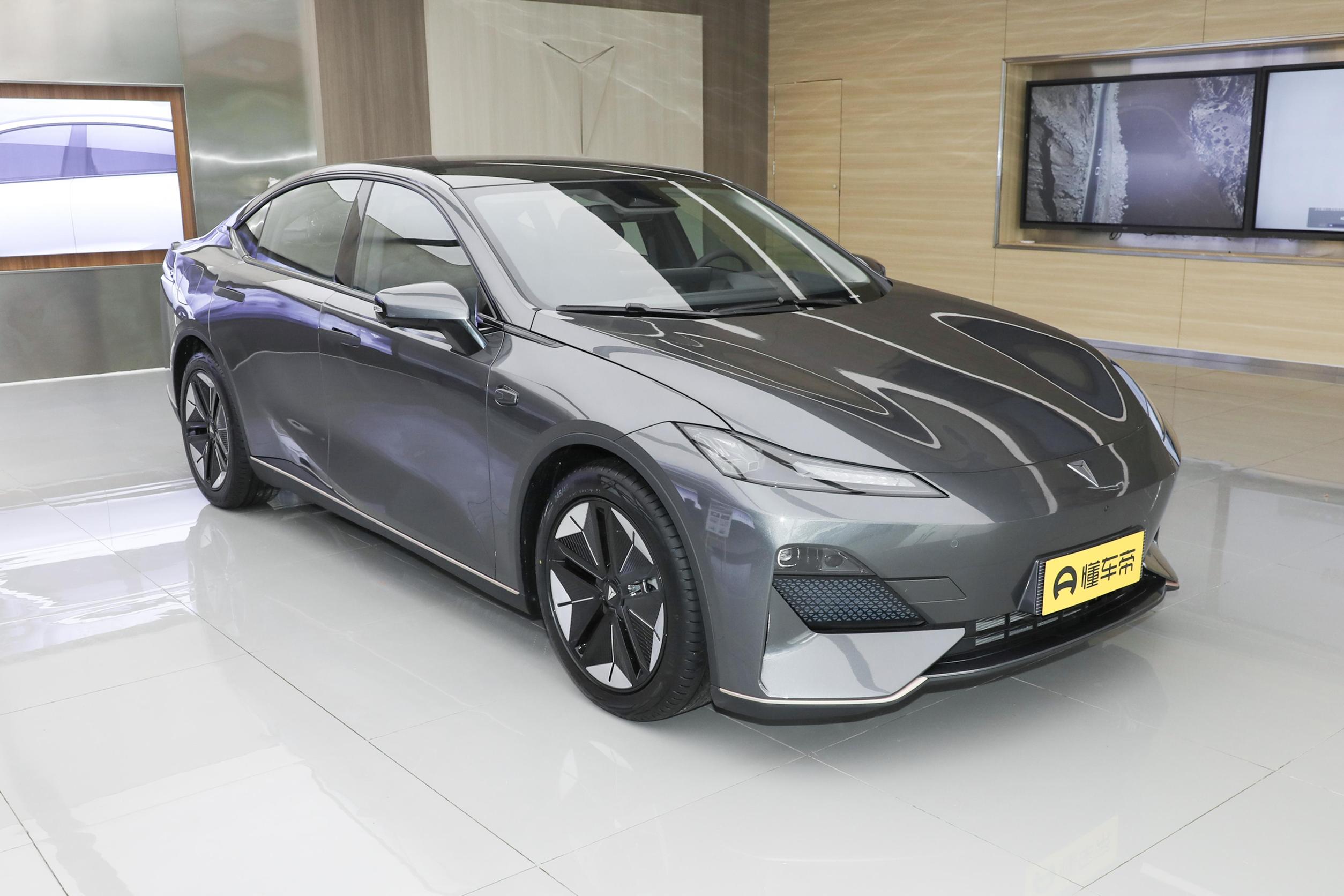 深蓝SL03 2022款 1200增程版图片_深蓝汽车_2/147张图片_汽车外观图库_懂车帝