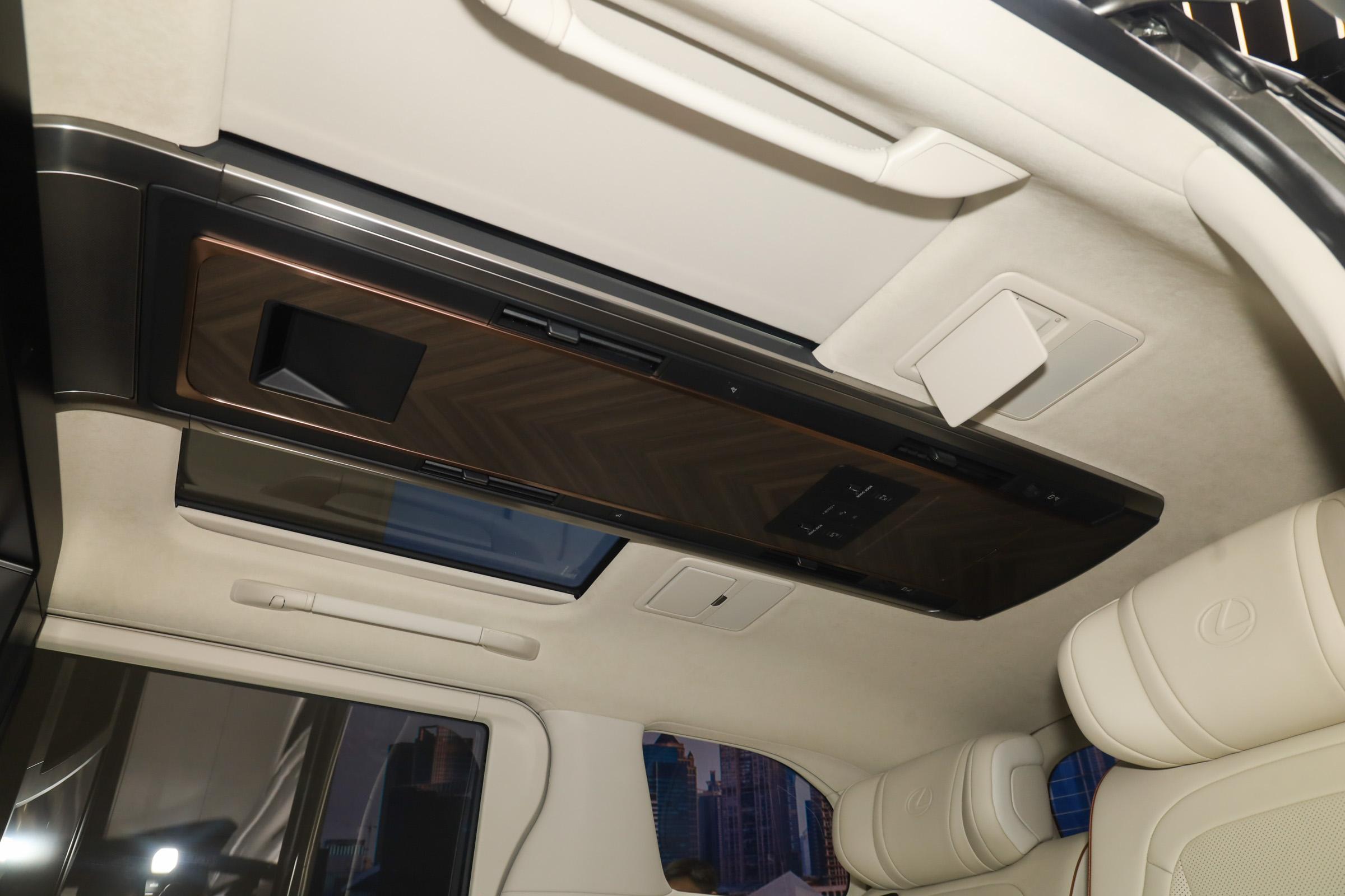 雷克萨斯LM 2023款 500h DIRECT4 四座御世版图片_雷克萨斯_61/98张图片_汽车空间图库_懂车帝