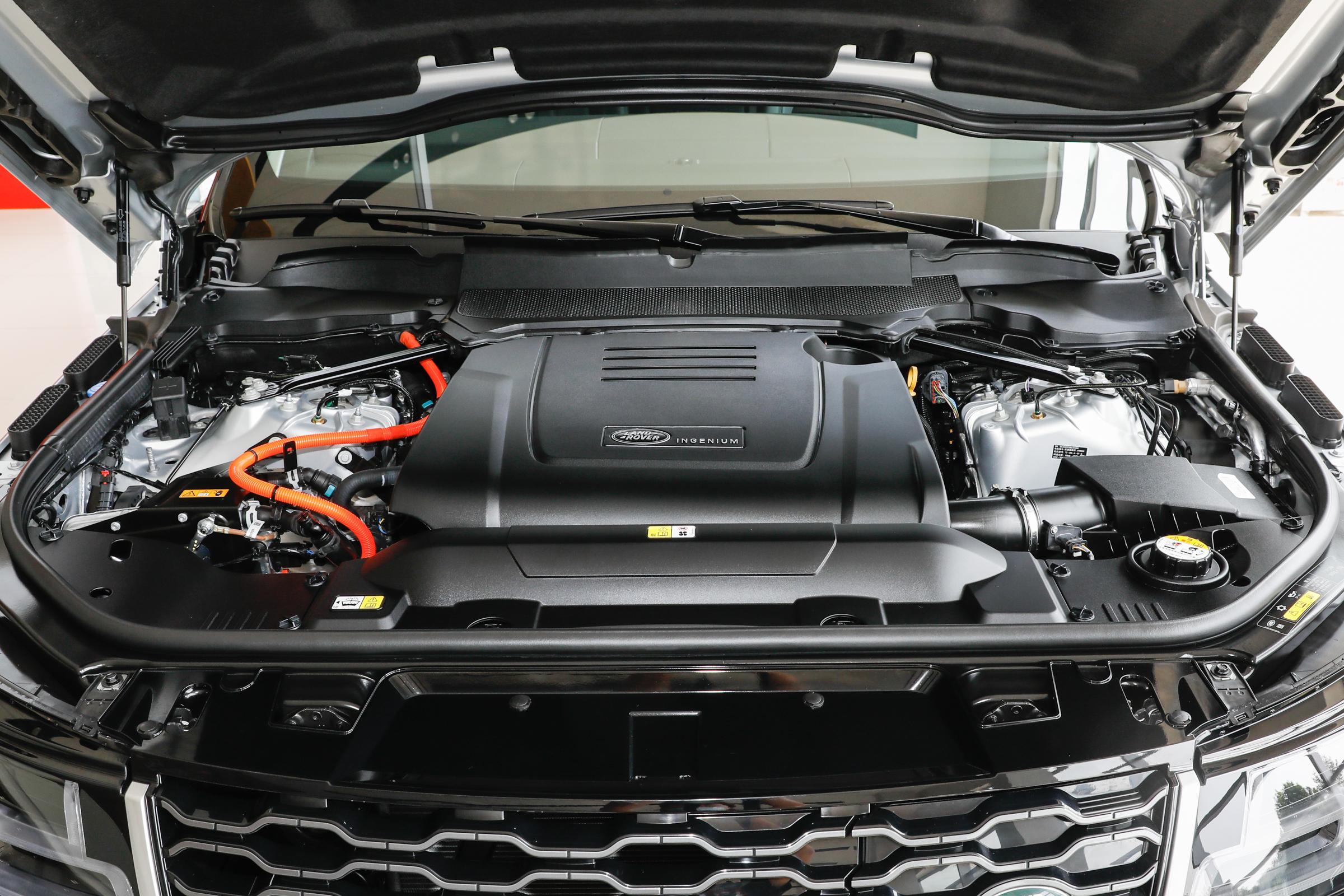 揽胜运动版PHEV 2022款 P400e SE图片_路虎_3/164张图片_汽车外观图库_懂车帝