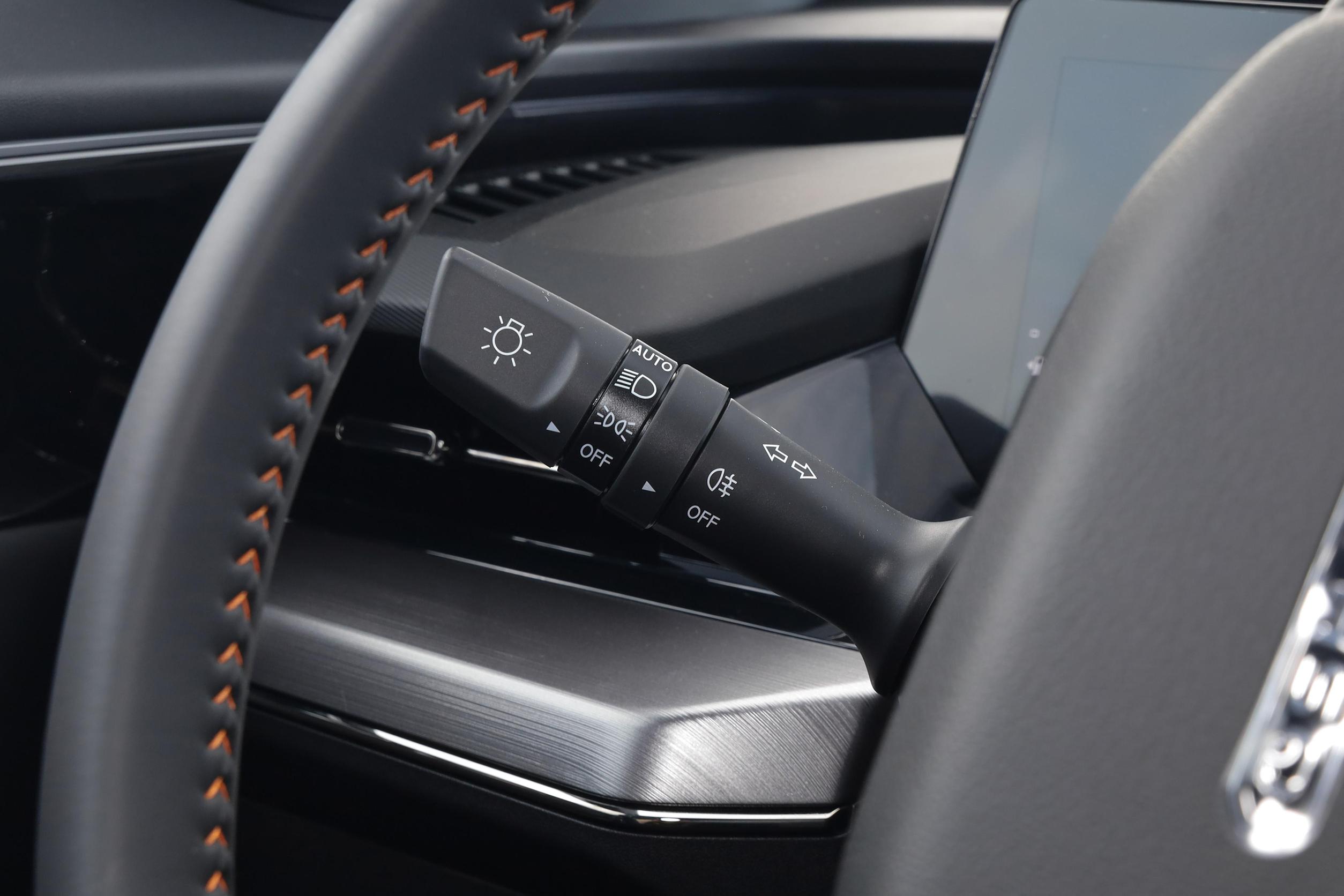 长安欧尚Z6 iDD新能源 2023款 智电iDD 150KM旗舰型图片_长安欧尚_3/48张图片_汽车内饰图库_懂车帝