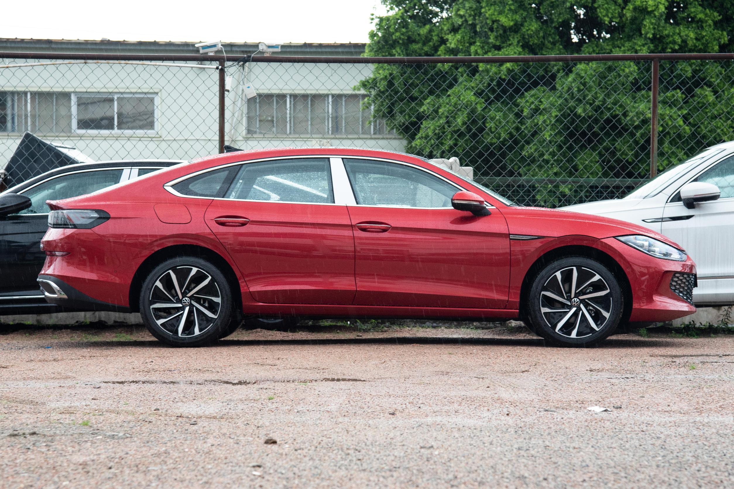 凌渡 2023款 凌渡L 280TSI DSG超辣旗舰版图片_大众_7/50张图片_汽车外观图库_懂车帝