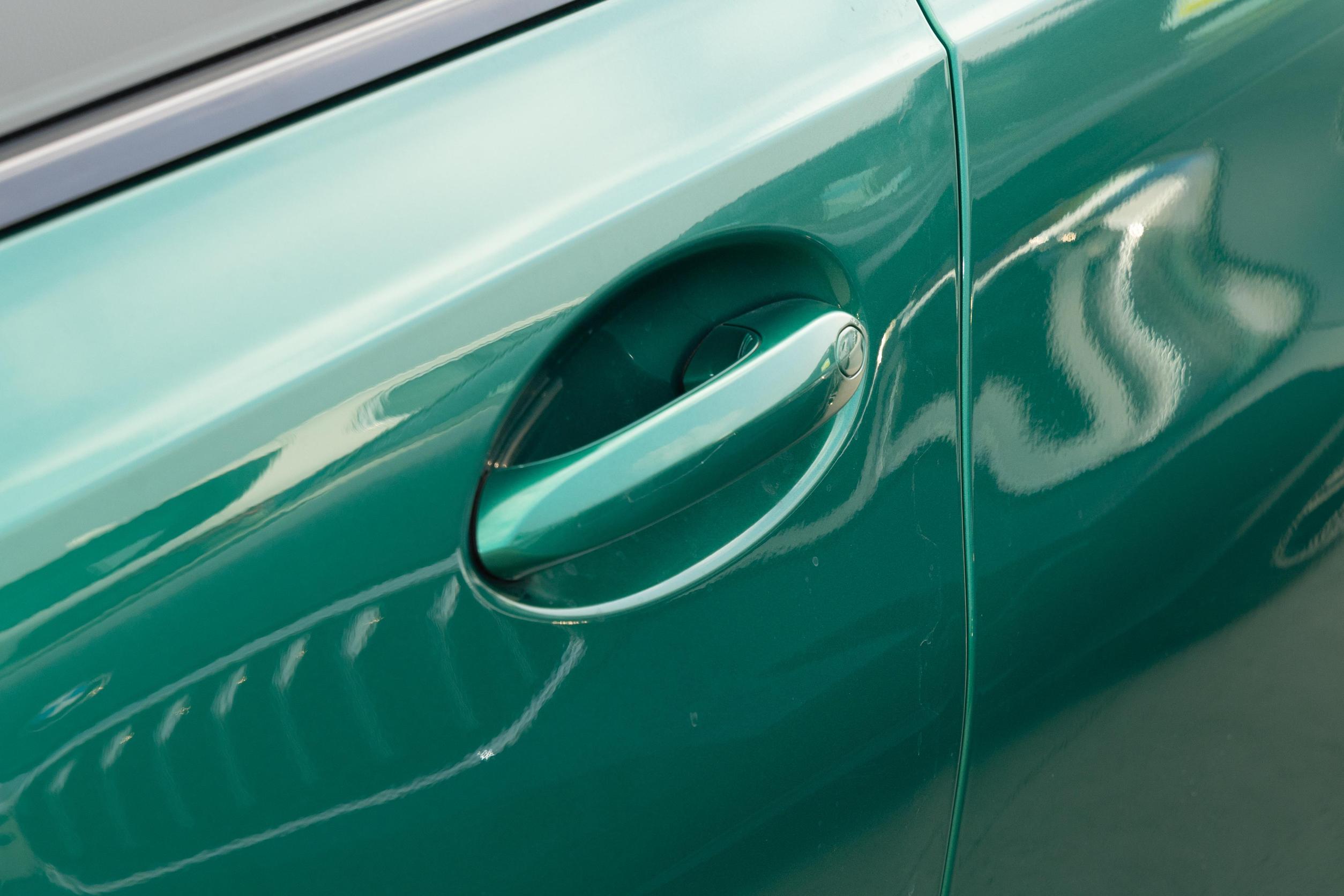 宝马M3 2023款 M3四门轿车 雷霆版图片_宝马_3/84张图片_汽车外观图库_懂车帝