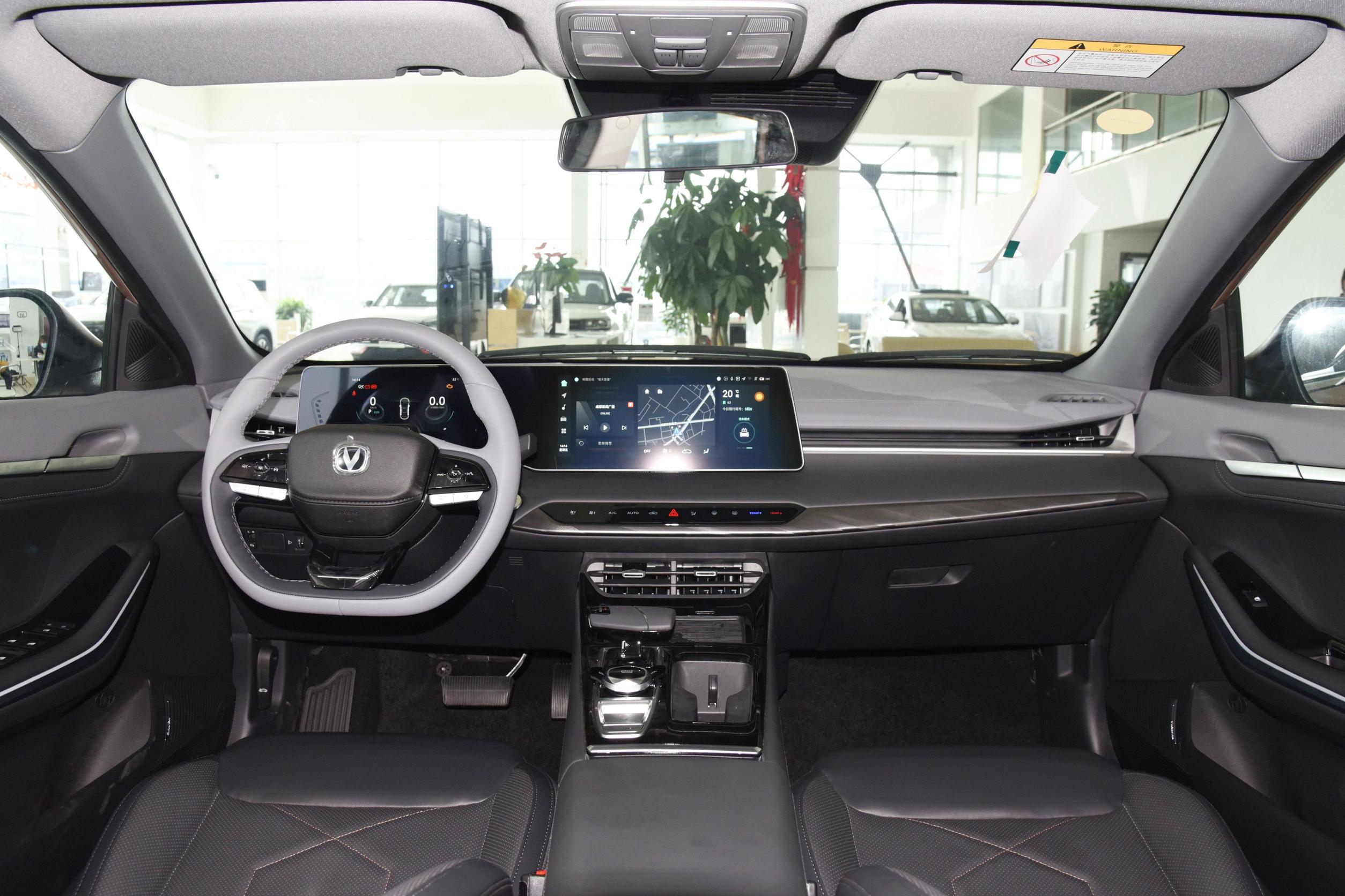 锐程PLUS 2023款 1.5T DCT旗舰型图片_长安_18/69张图片_汽车内饰图库_懂车帝