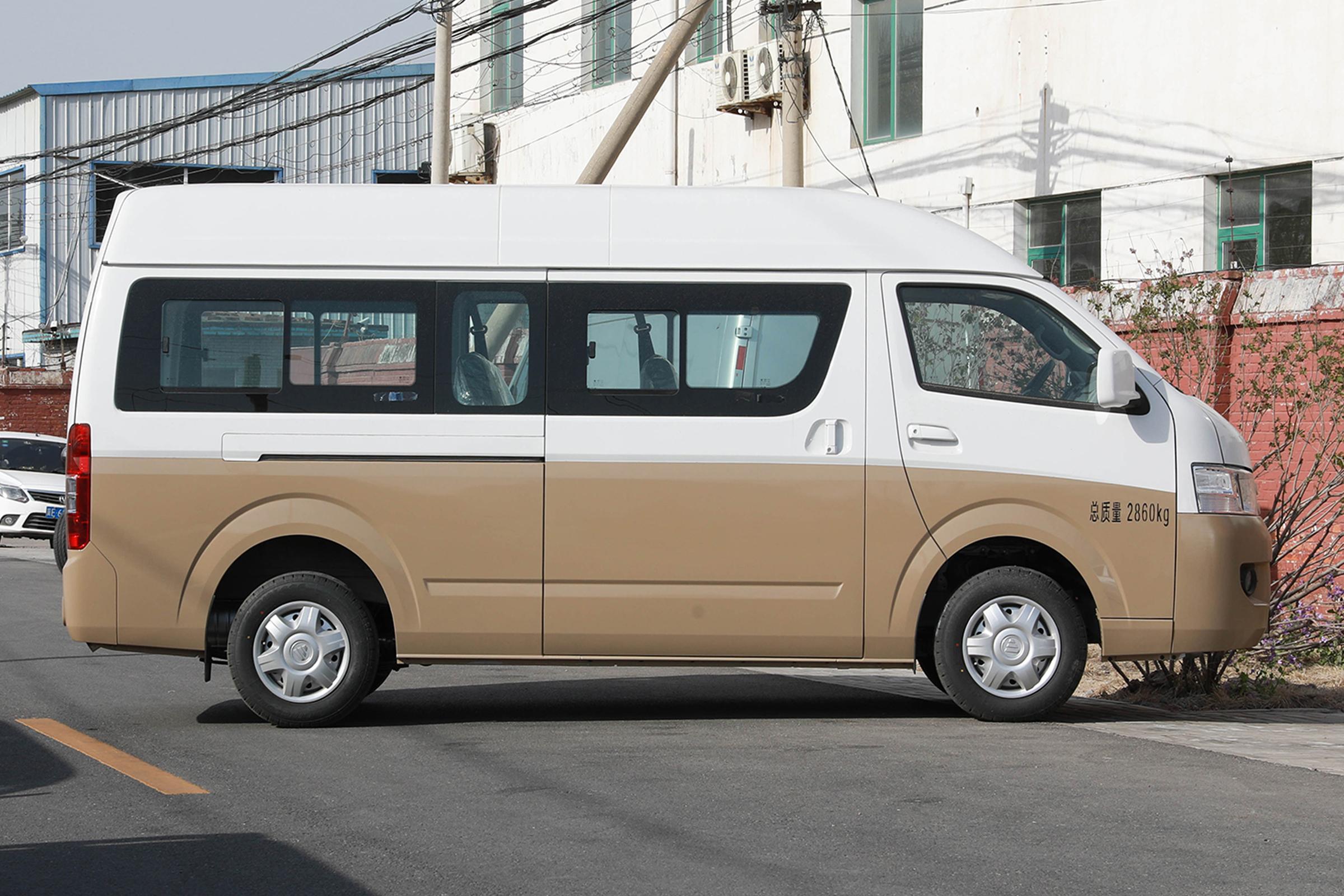 风景G7 2020款 2.4L商运版长轴高顶6座商务车4K22D4M图片_福田_1/47张图片_汽车外观图库_懂车帝