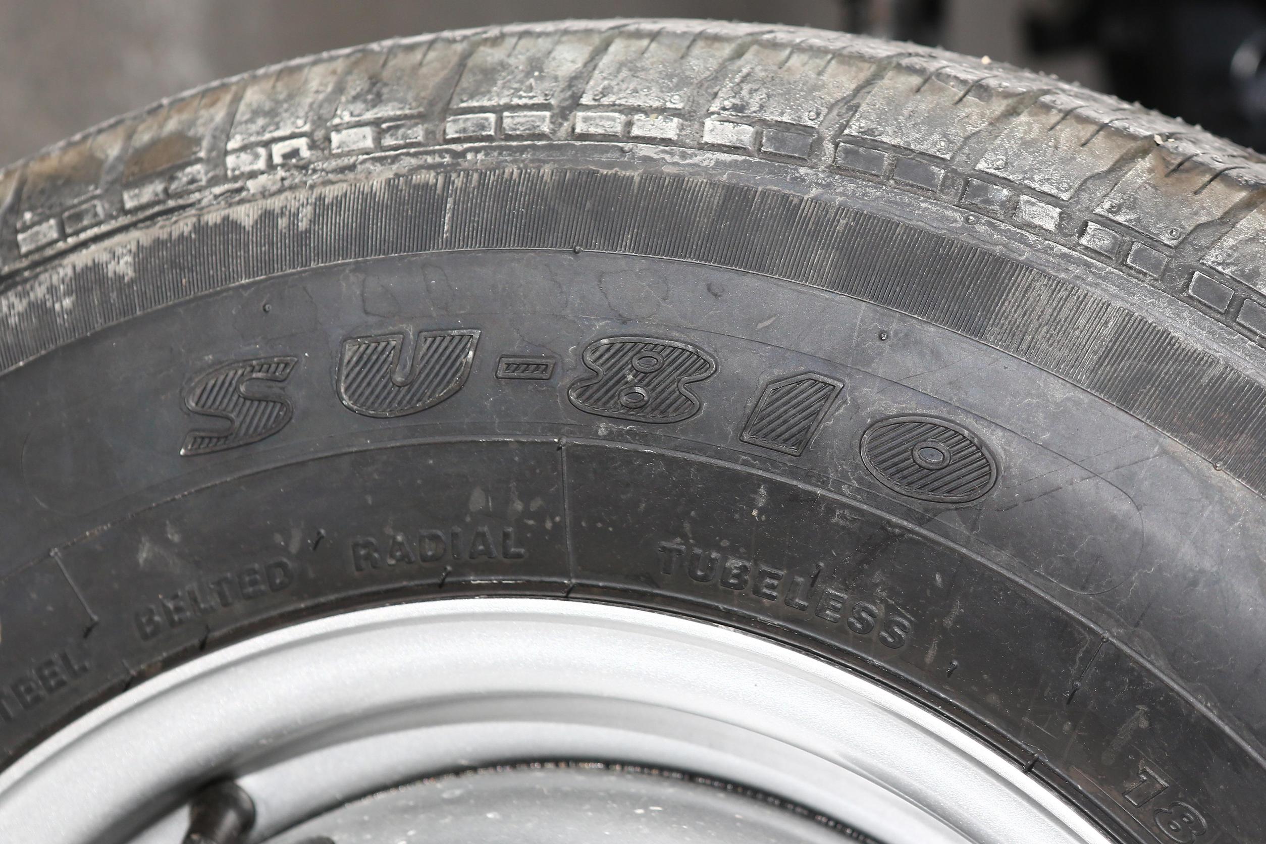 东风小康D71 PLUS 2022款 1.6L LV0 SFG16C图片_东风小康_62/75张图片_汽车外观图库_懂车帝