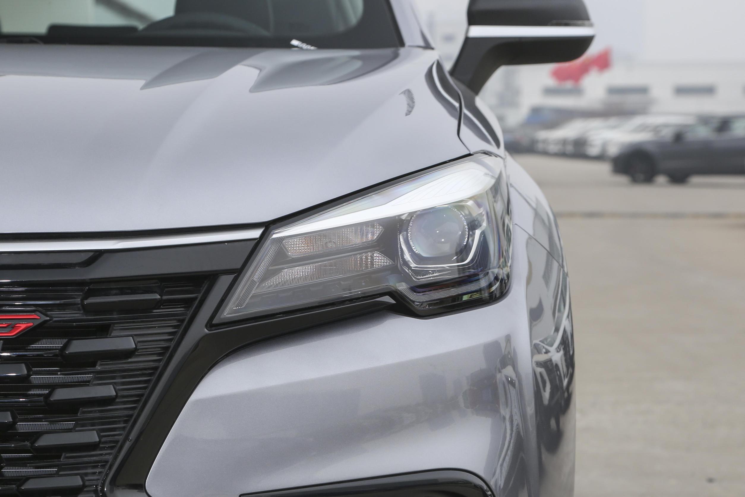 长安CS85 COUPE 2023款 1.5T DCT精英型图片_长安_1/55张图片_汽车外观图库_懂车帝