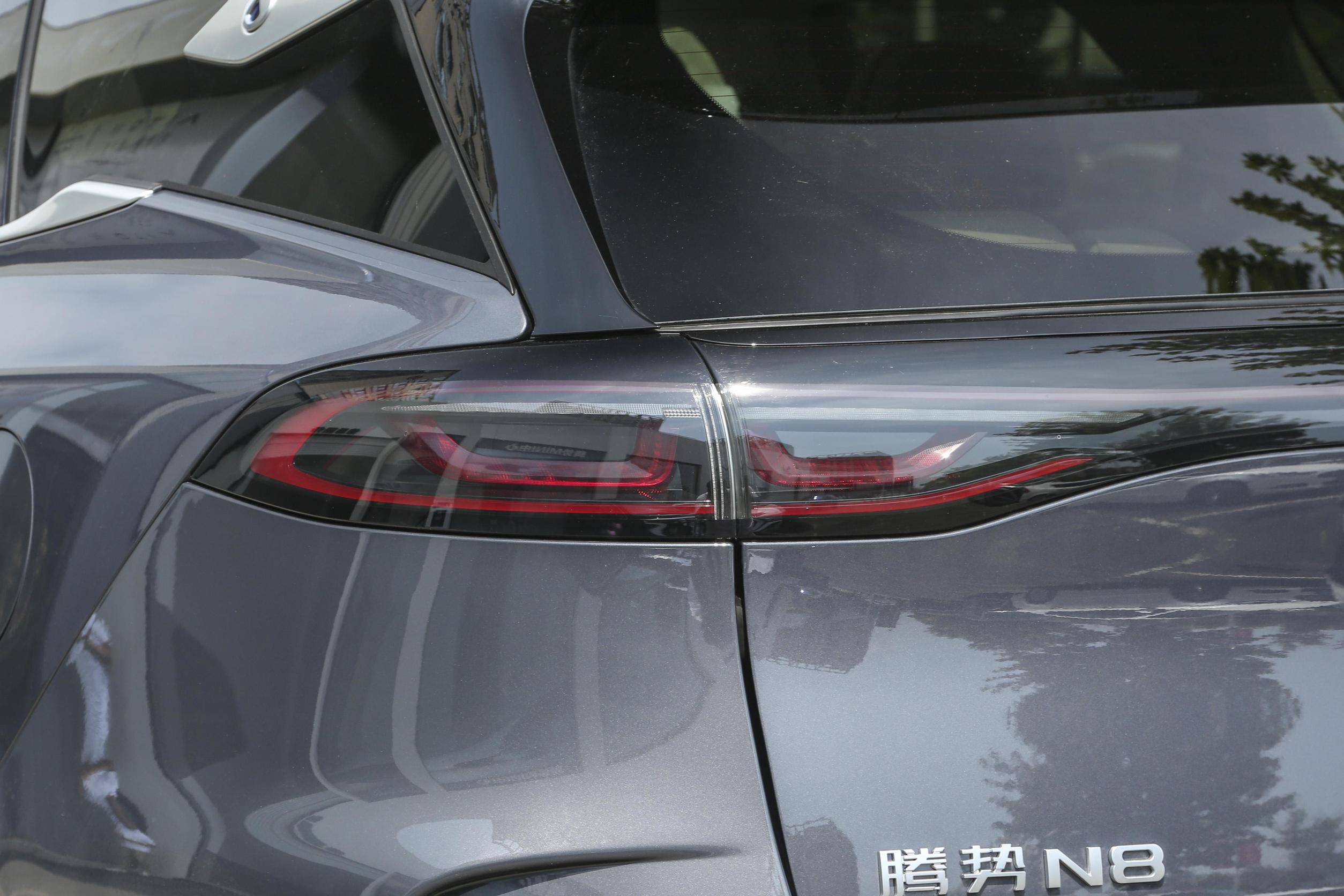 腾势N8 DM 2023款 四驱超混旗舰六座版图片_腾势_65/139张图片_汽车外观图库_懂车帝