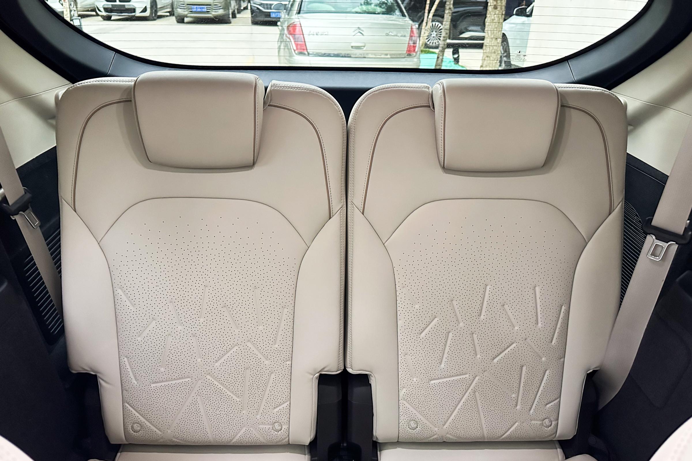 腾势N8 DM 2023款 四驱超混旗舰六座版图片_腾势_122/125张图片_汽车空间图库_懂车帝